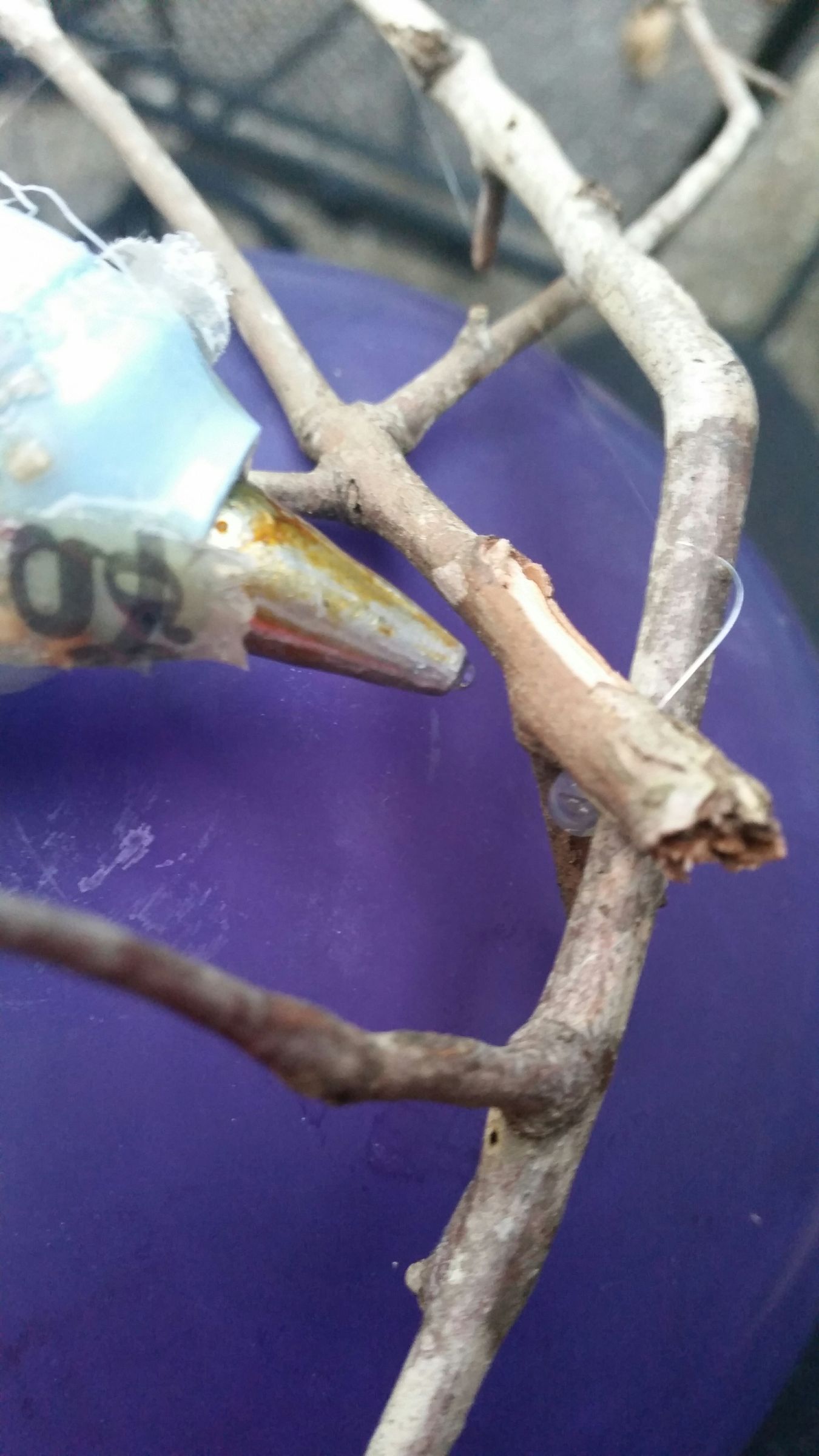 Stick Ball Decoration : 4 Steps (with Pictures) - Instructables