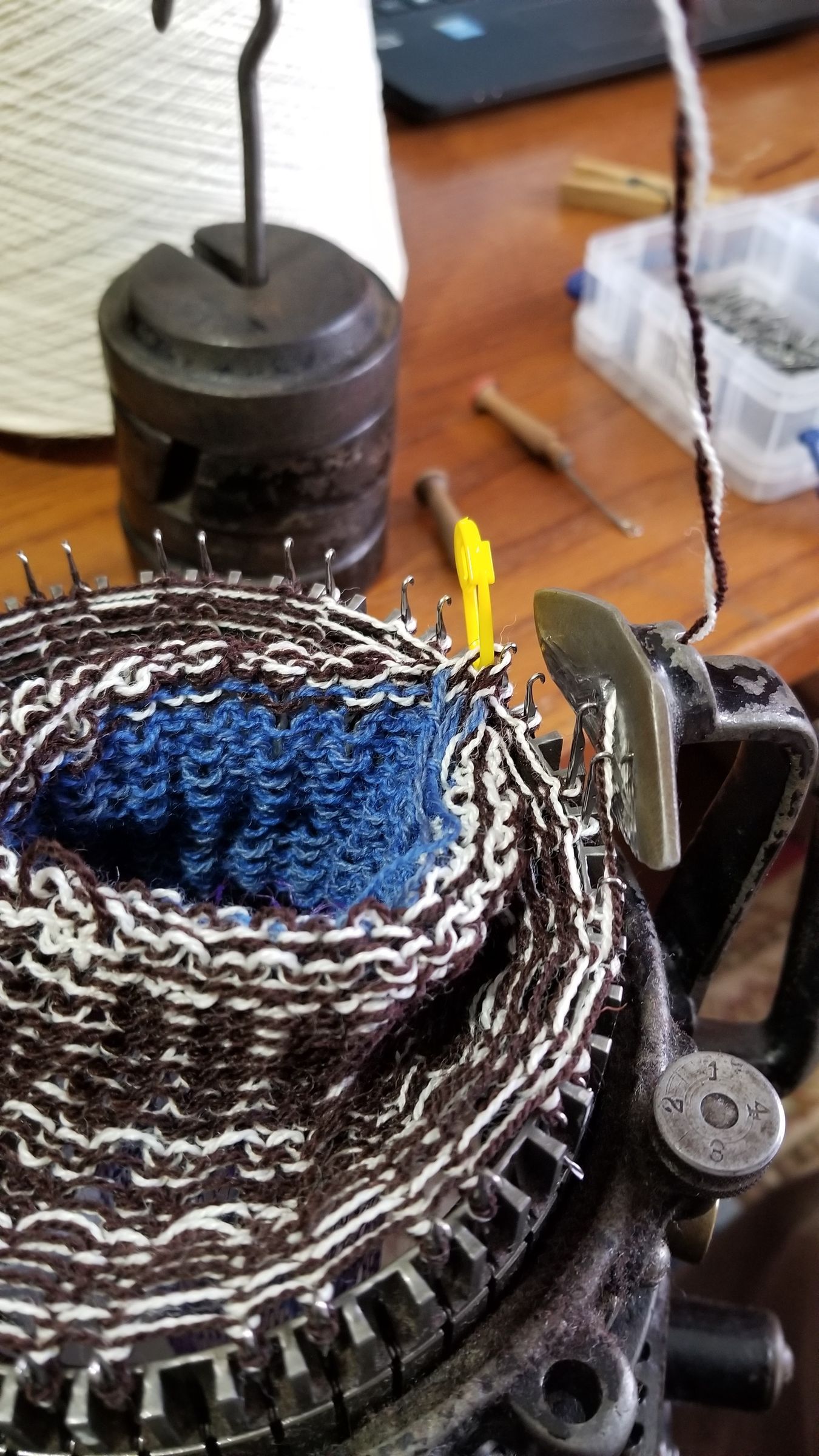 Socks the Old Way on a CSM : 52 Steps (with Pictures) - Instructables