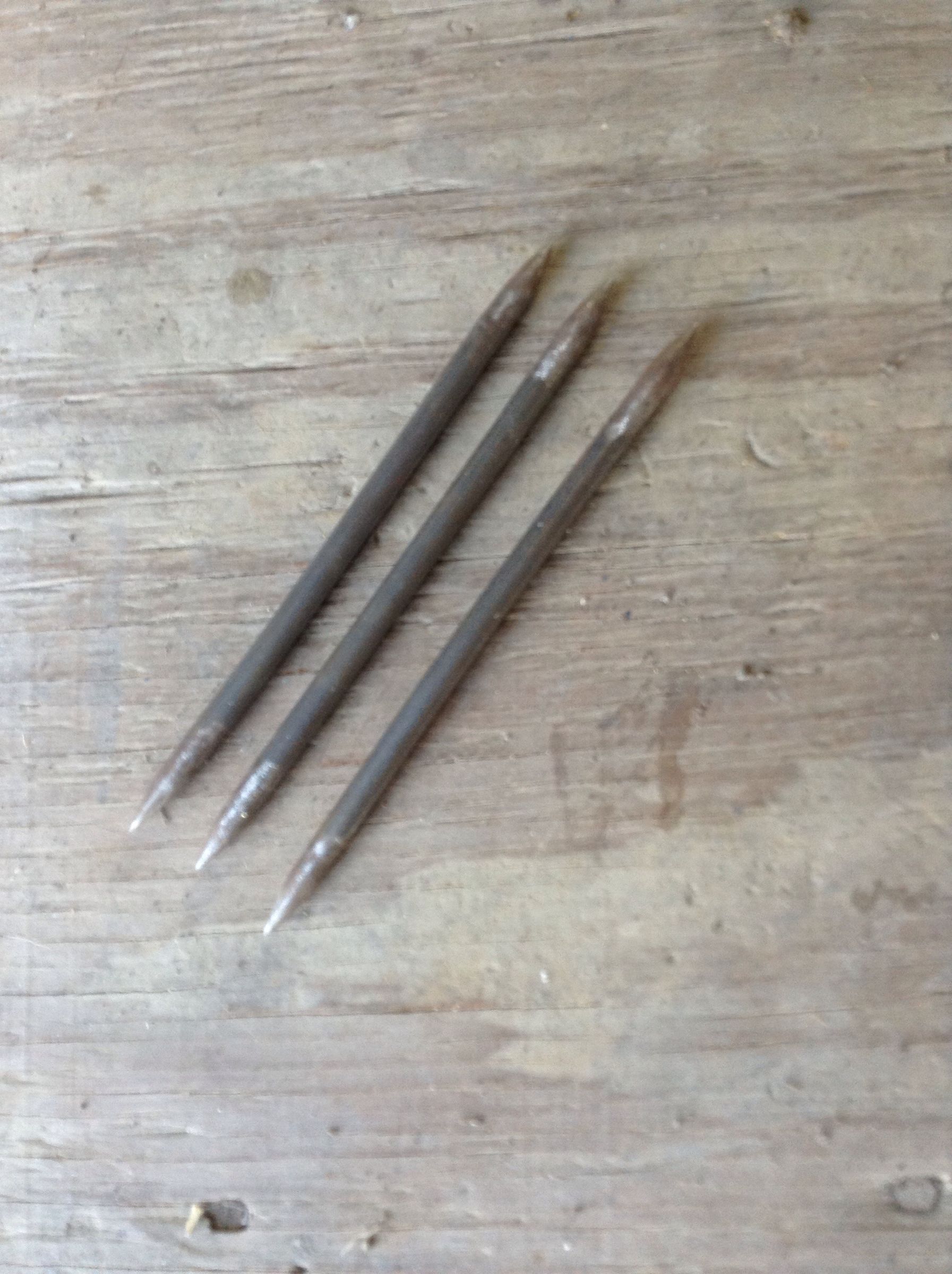 How To Make Throwing Spikes