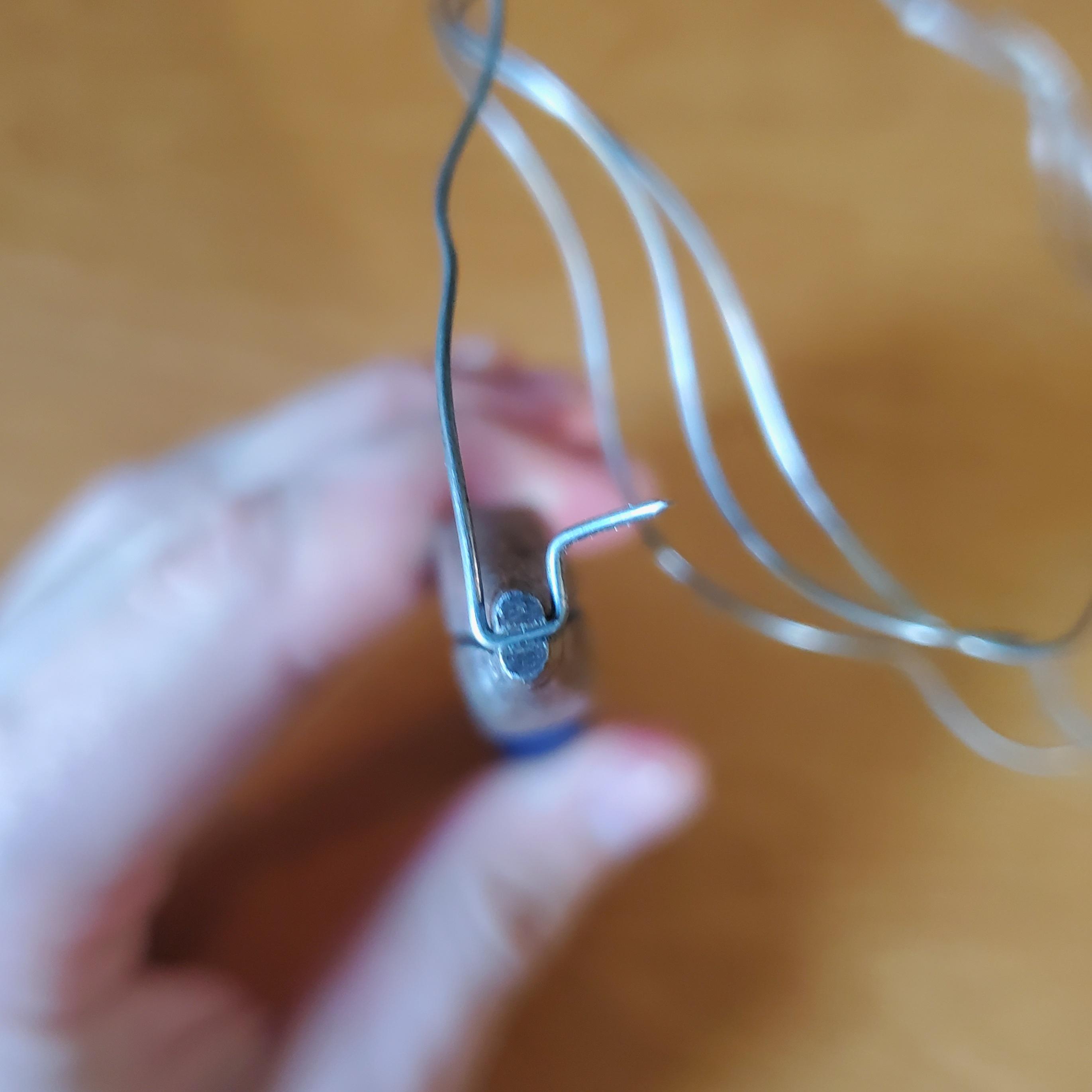 Wire Hook Keeper : 4 Steps (with Pictures) - Instructables