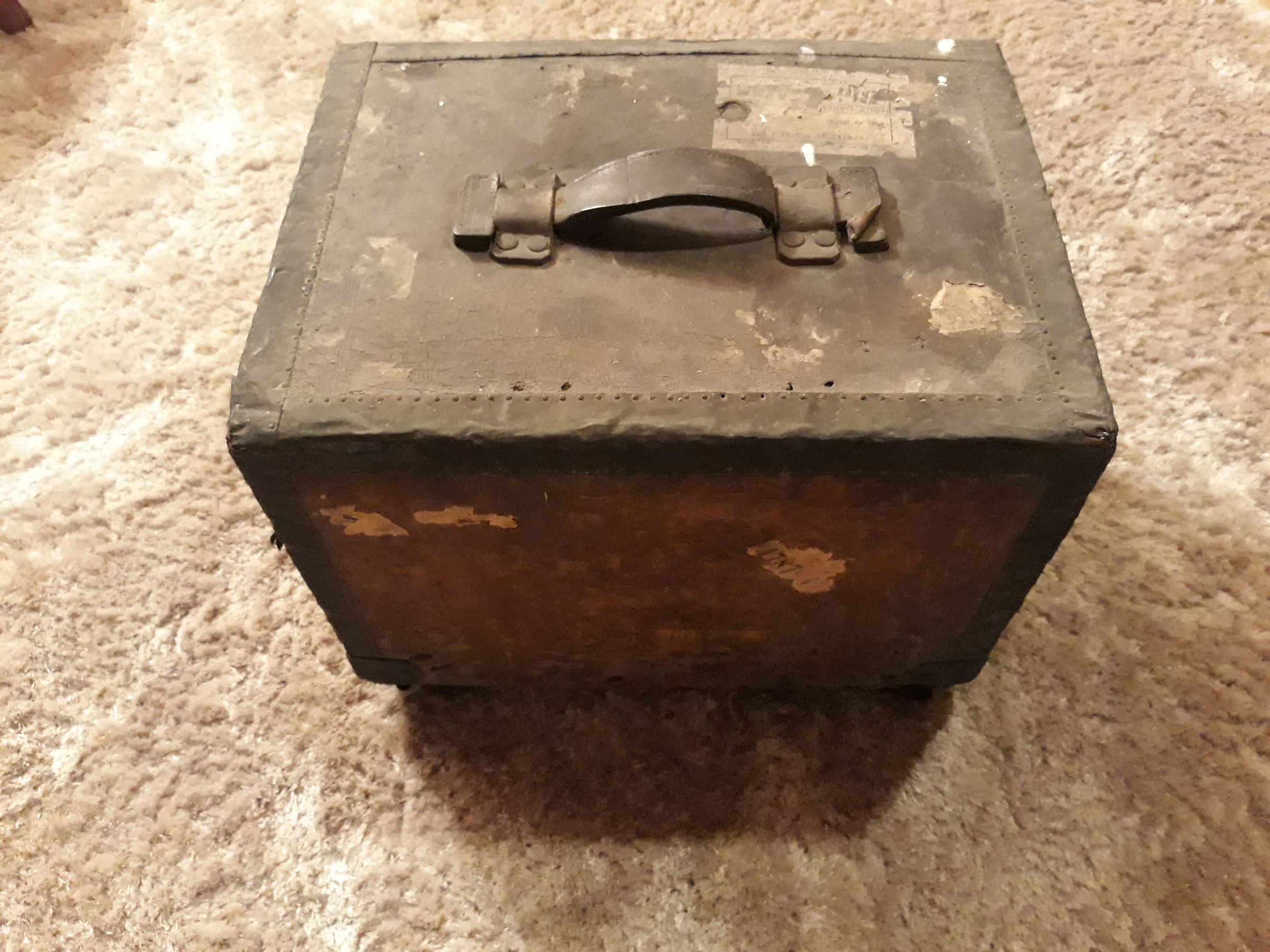 Anti-Vampire-Box : 7 Steps (with Pictures) - Instructables