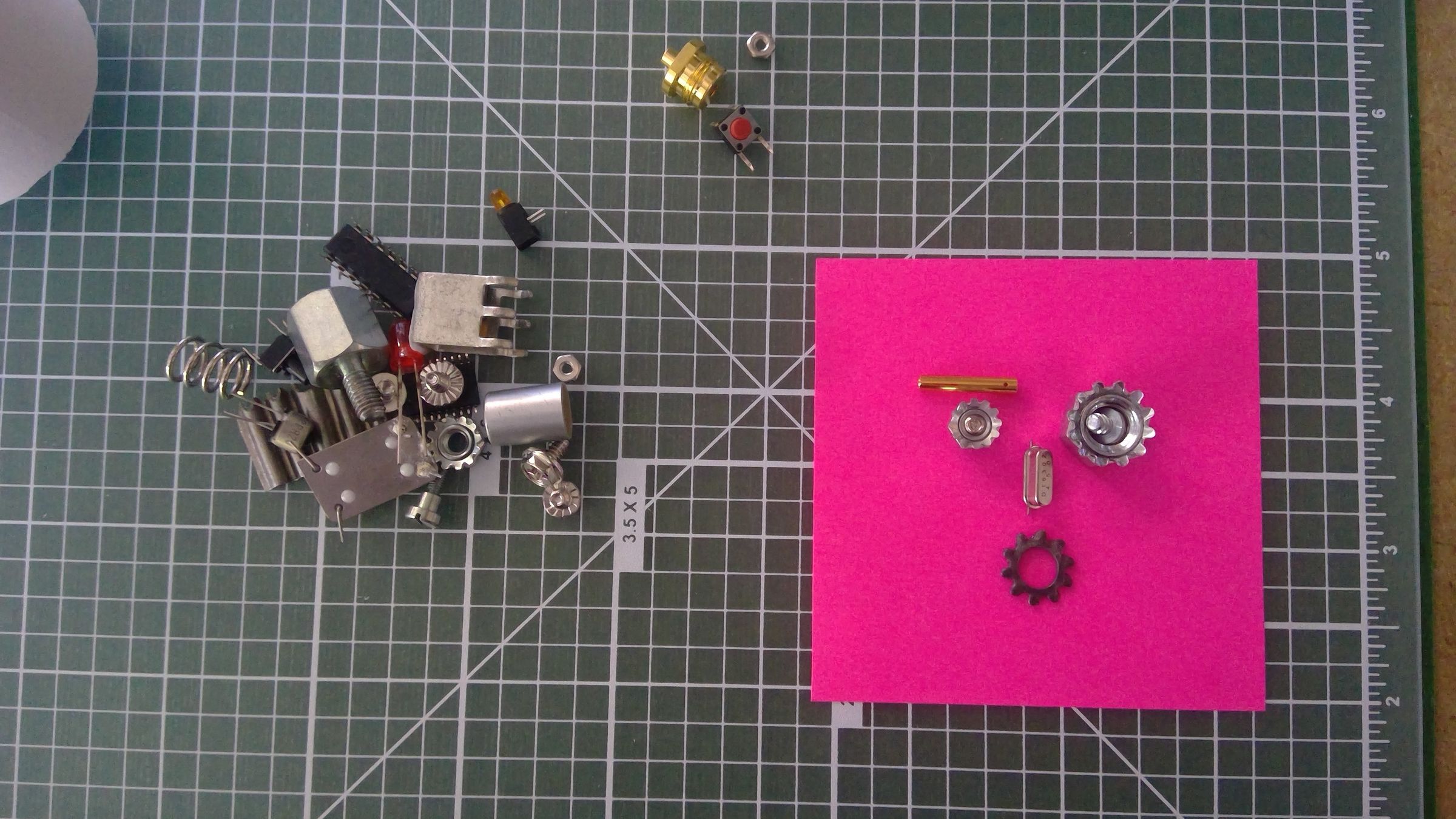 Useless Robot Friend : 3 Steps - Instructables