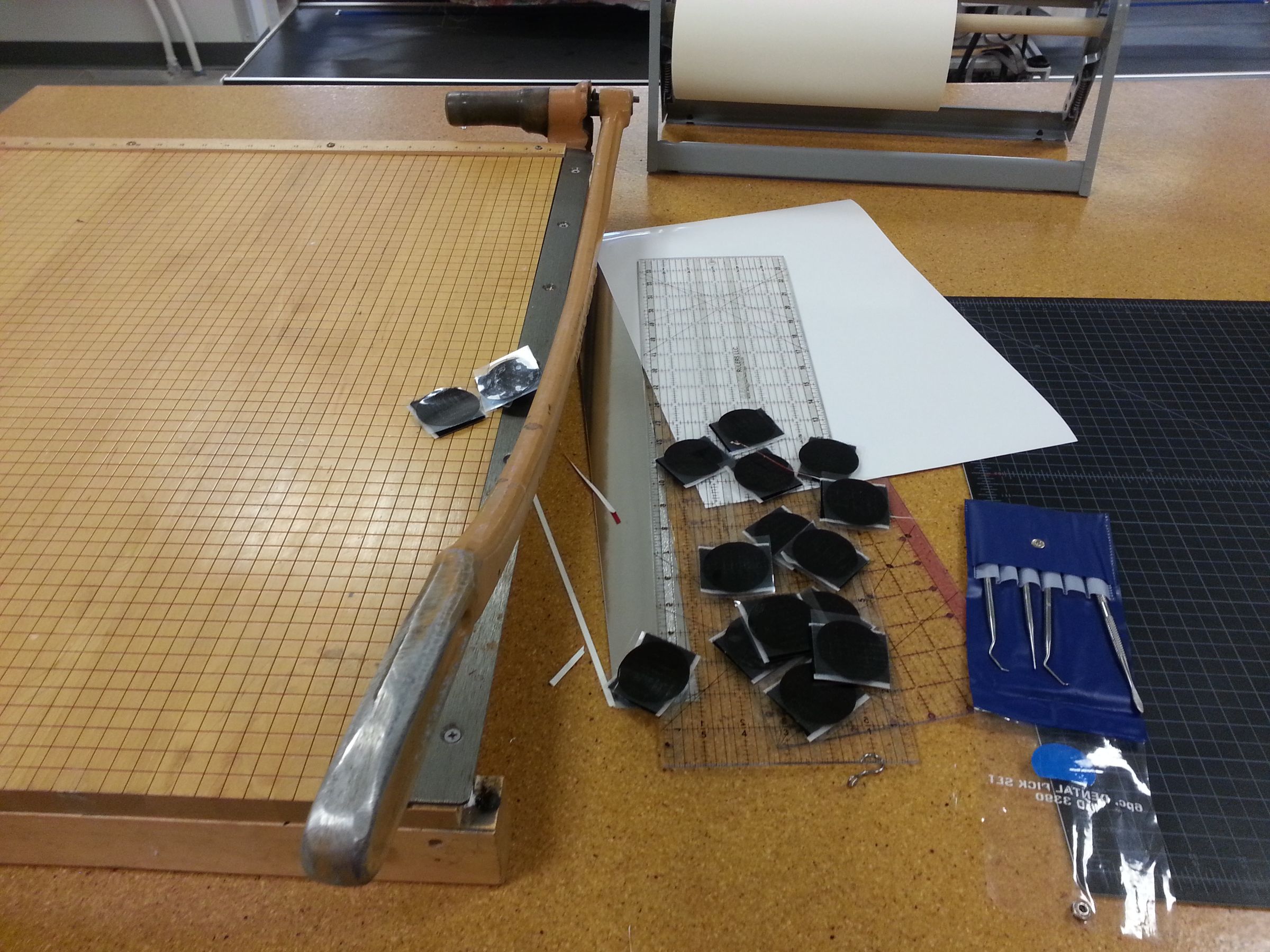 Velcro Building Blocks Made of Cardboard : 6 Steps - Instructables