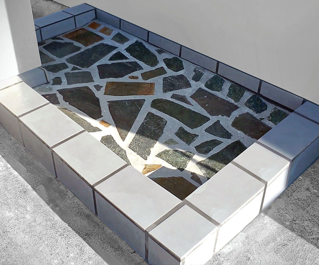 Luxurious Outdoor Shower - Part 1 [Natural Stone & Tiling] : 24 Steps ...
