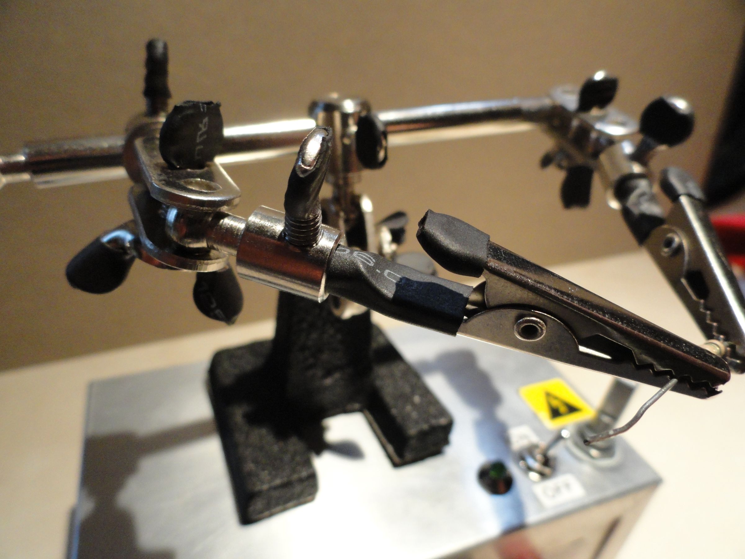 Improvement of Make Your 'helping Hands' 100x More Useful for Soldering ...