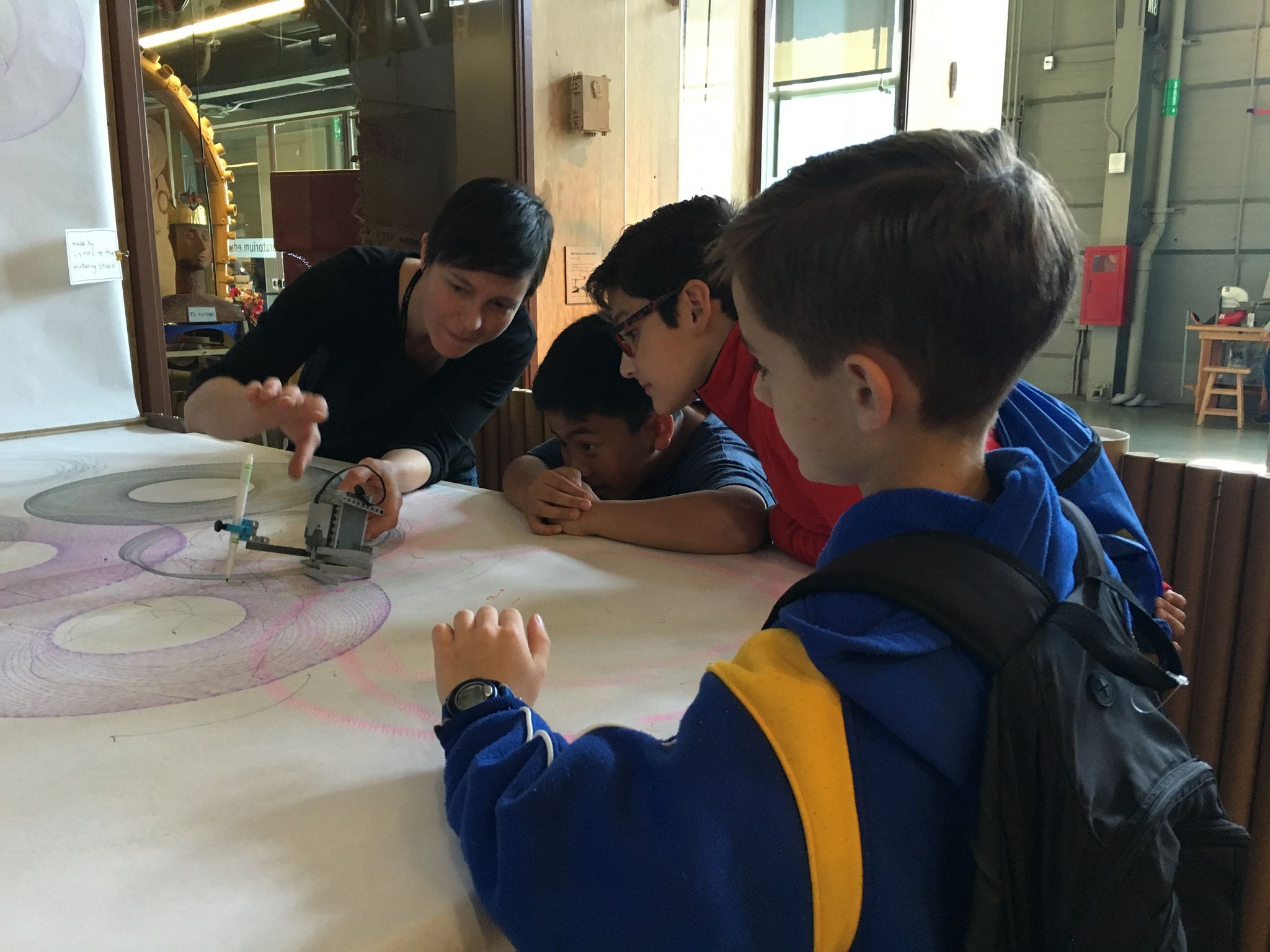 Tinkering With LEGO: Art Machines : 6 Steps (with Pictures) - Instructables