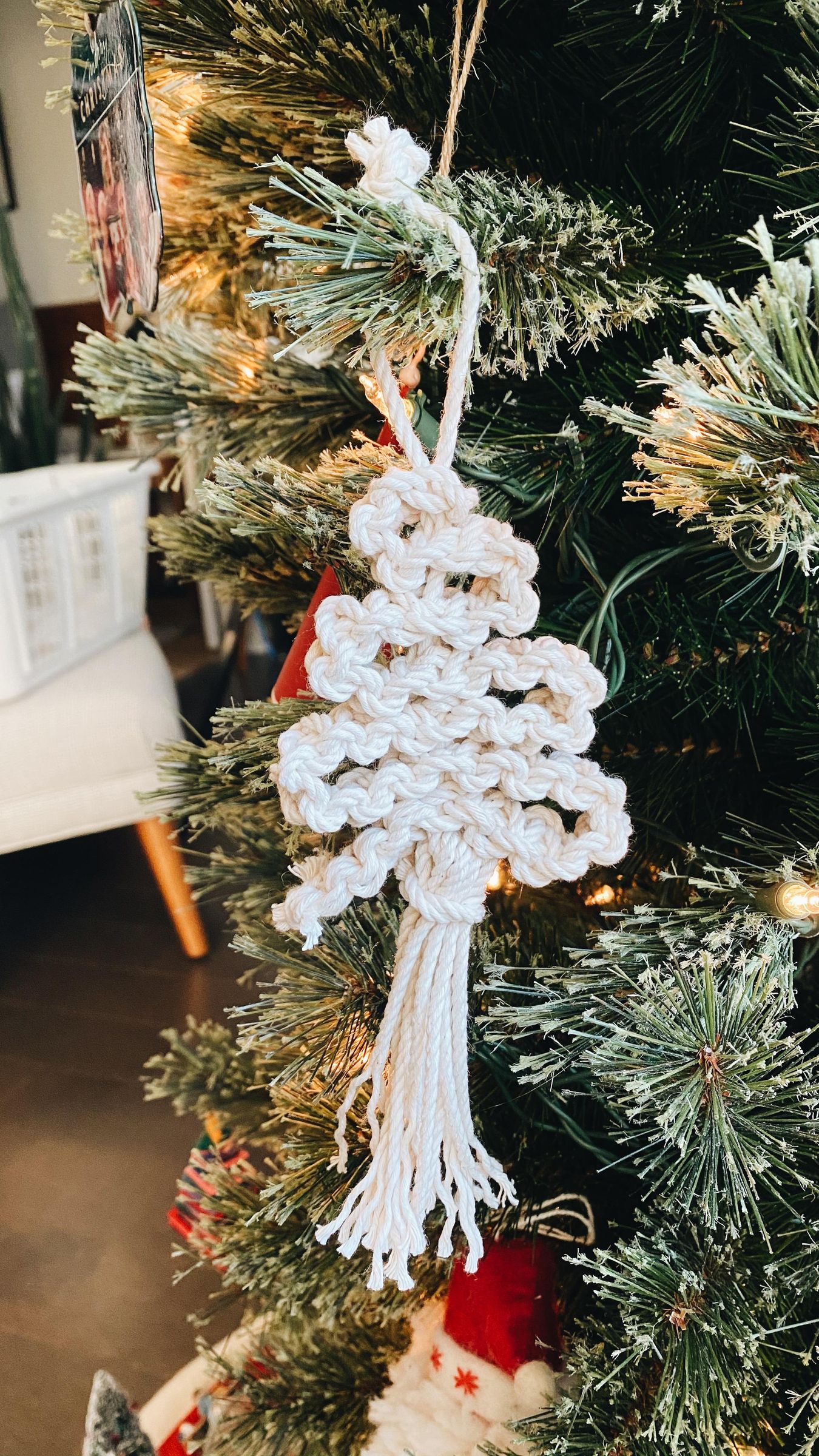 Easy Macrame Christmas Tree Ornament : 25 Steps (with Pictures ...