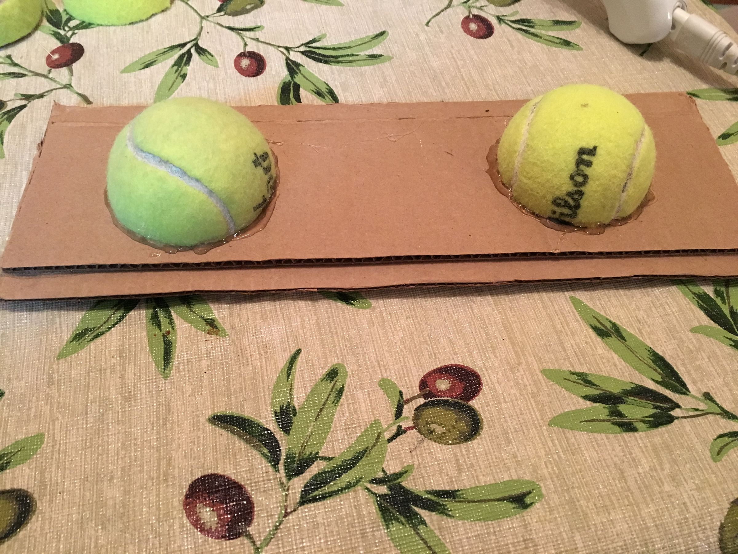Tennis Ball Bookend : 4 Steps - Instructables