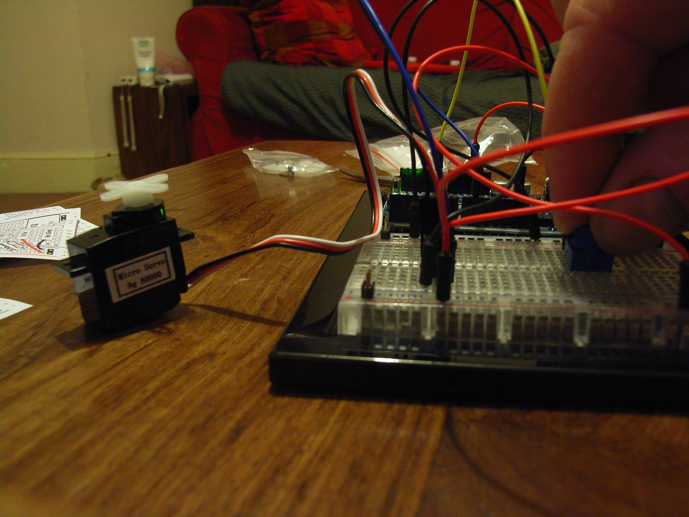 Arduino Controlled Animatronic Wooden Head (reading Lamp) : 13 Steps ...