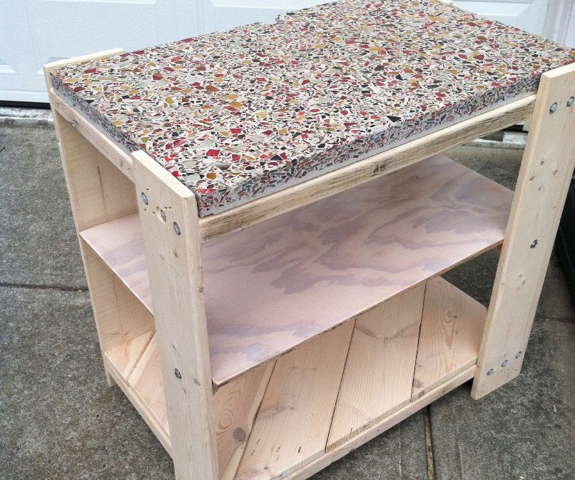 Recycled Pallet Table : 4 Steps (with Pictures) - Instructables