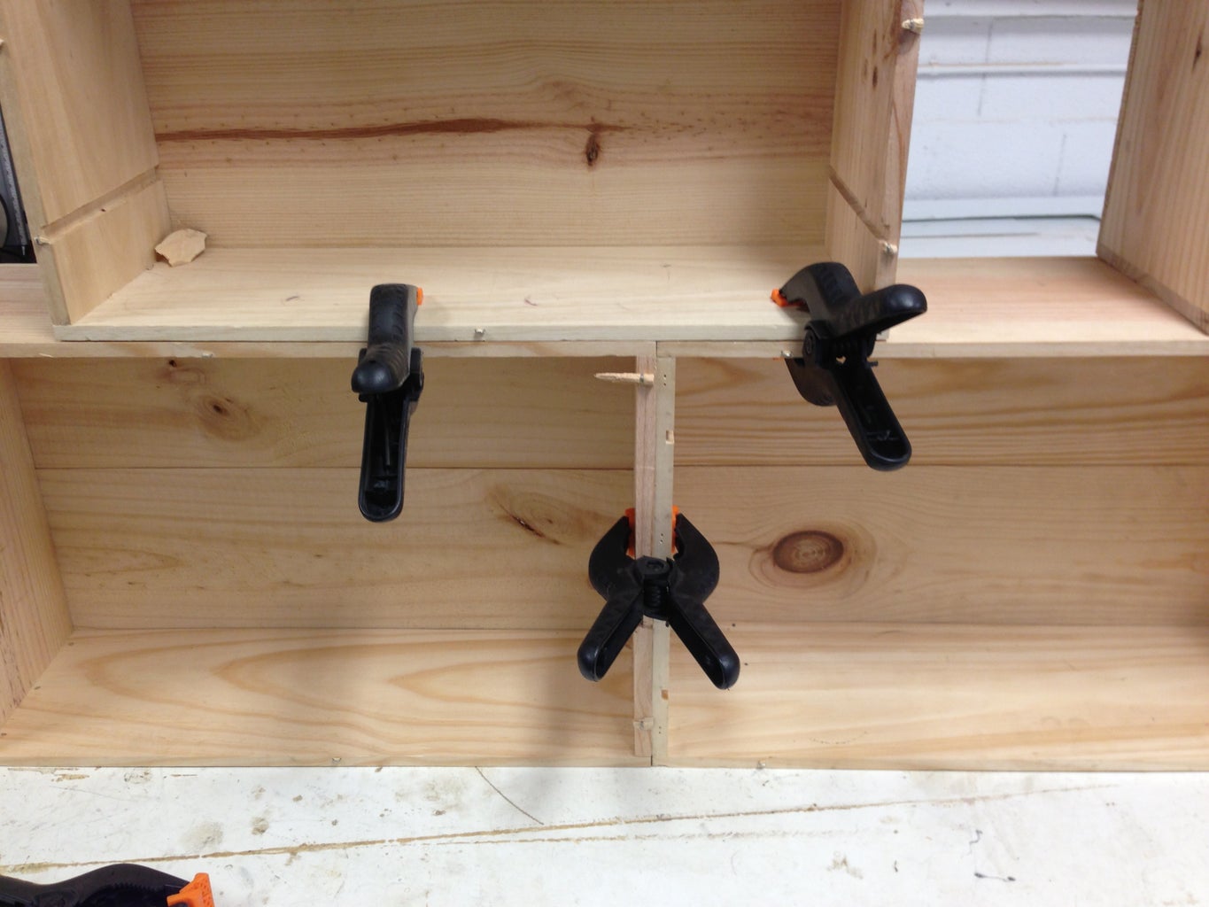 Easy Shelves From Old Wooden Crates 4 Steps Instructables