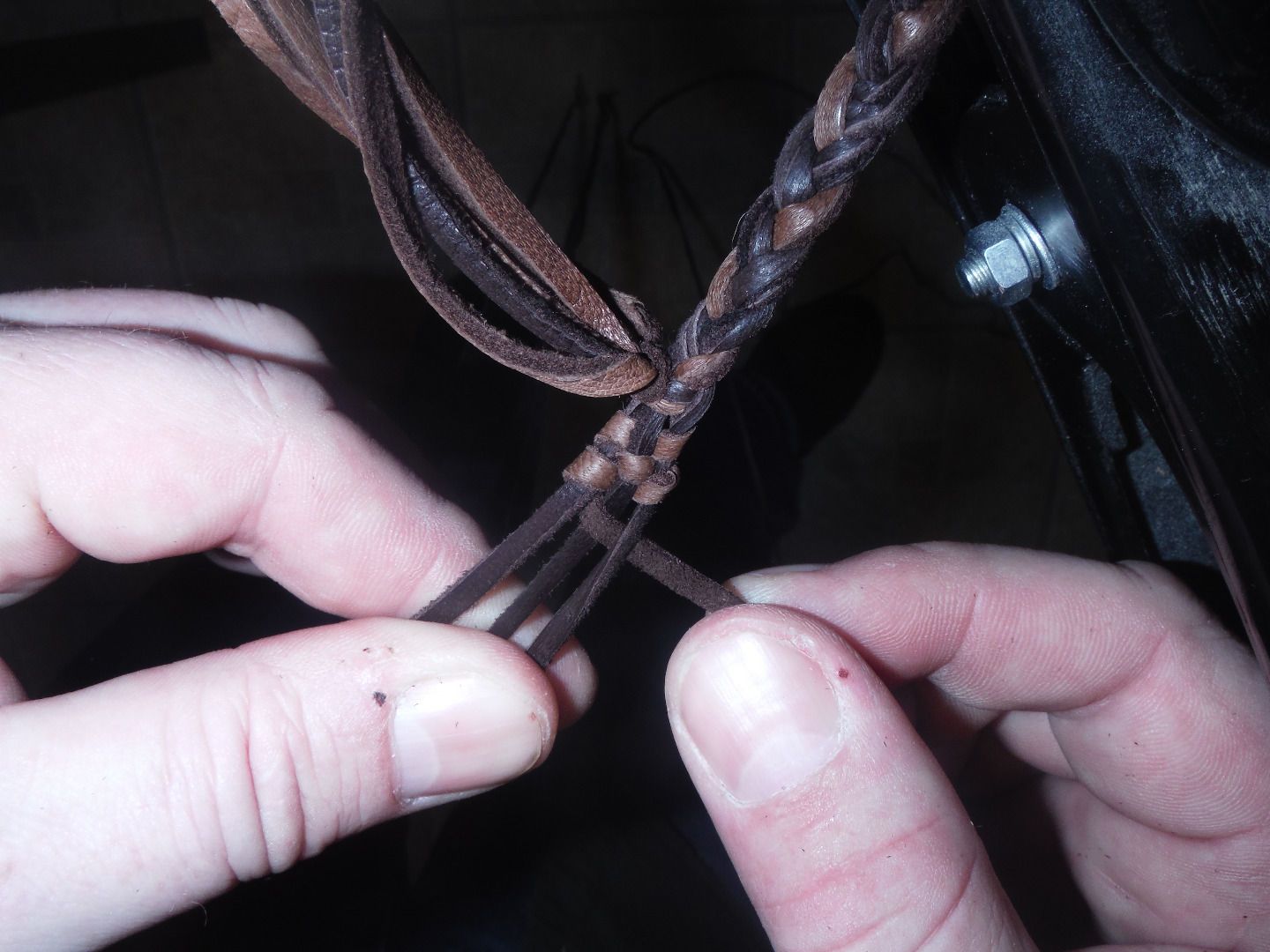 Aztec Split Pouch Sport/Hunting Stone Sling : 9 Steps (with Pictures ...