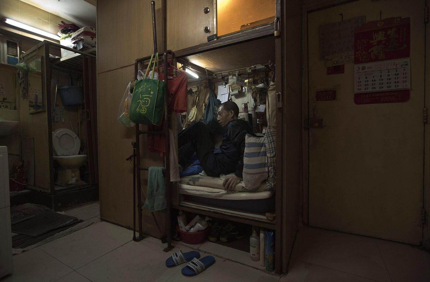 100 Square Feet Home in Hong Kong - a More Humane Approach to ...
