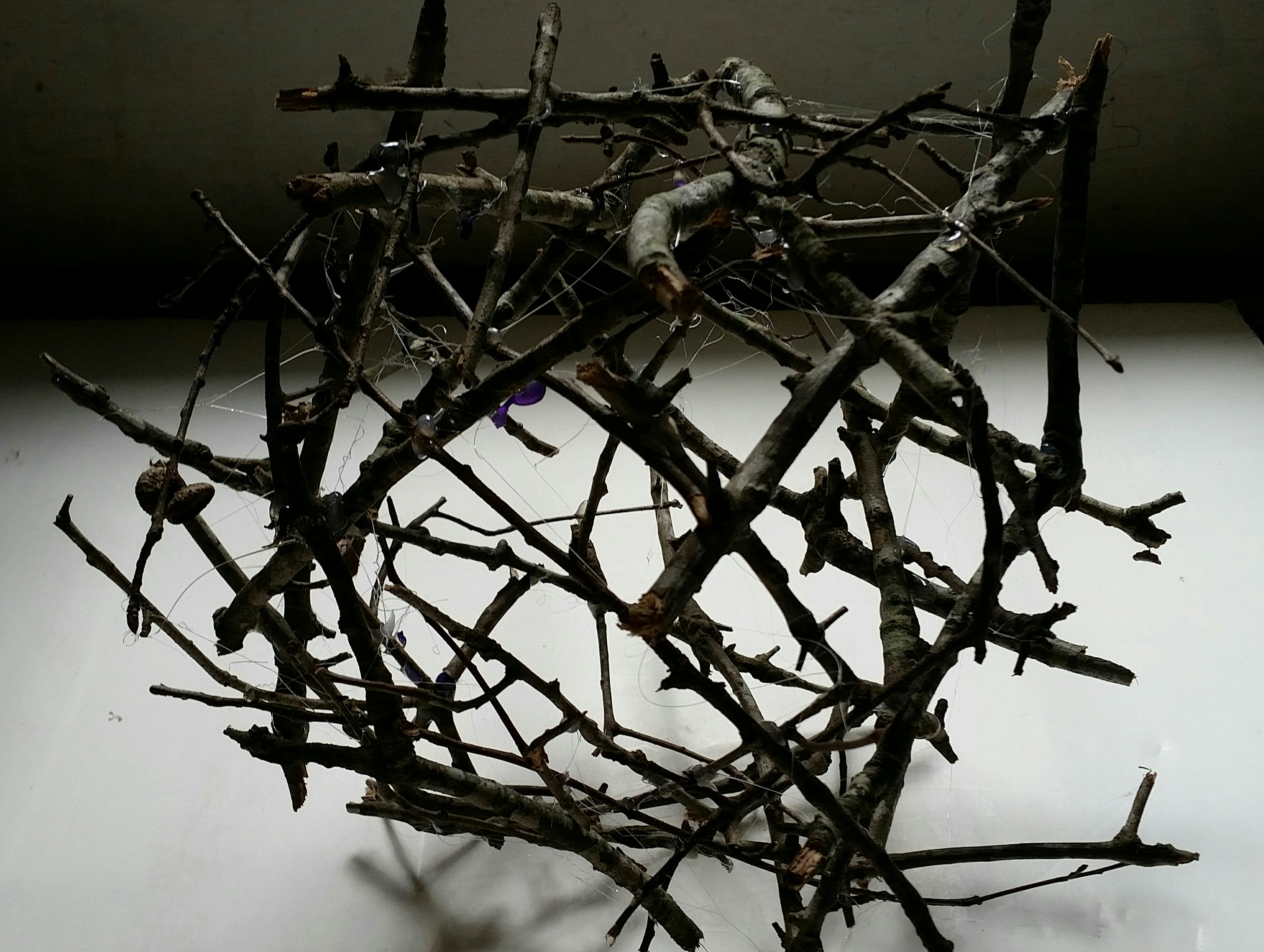 Stick Ball Decoration : 4 Steps (with Pictures) - Instructables