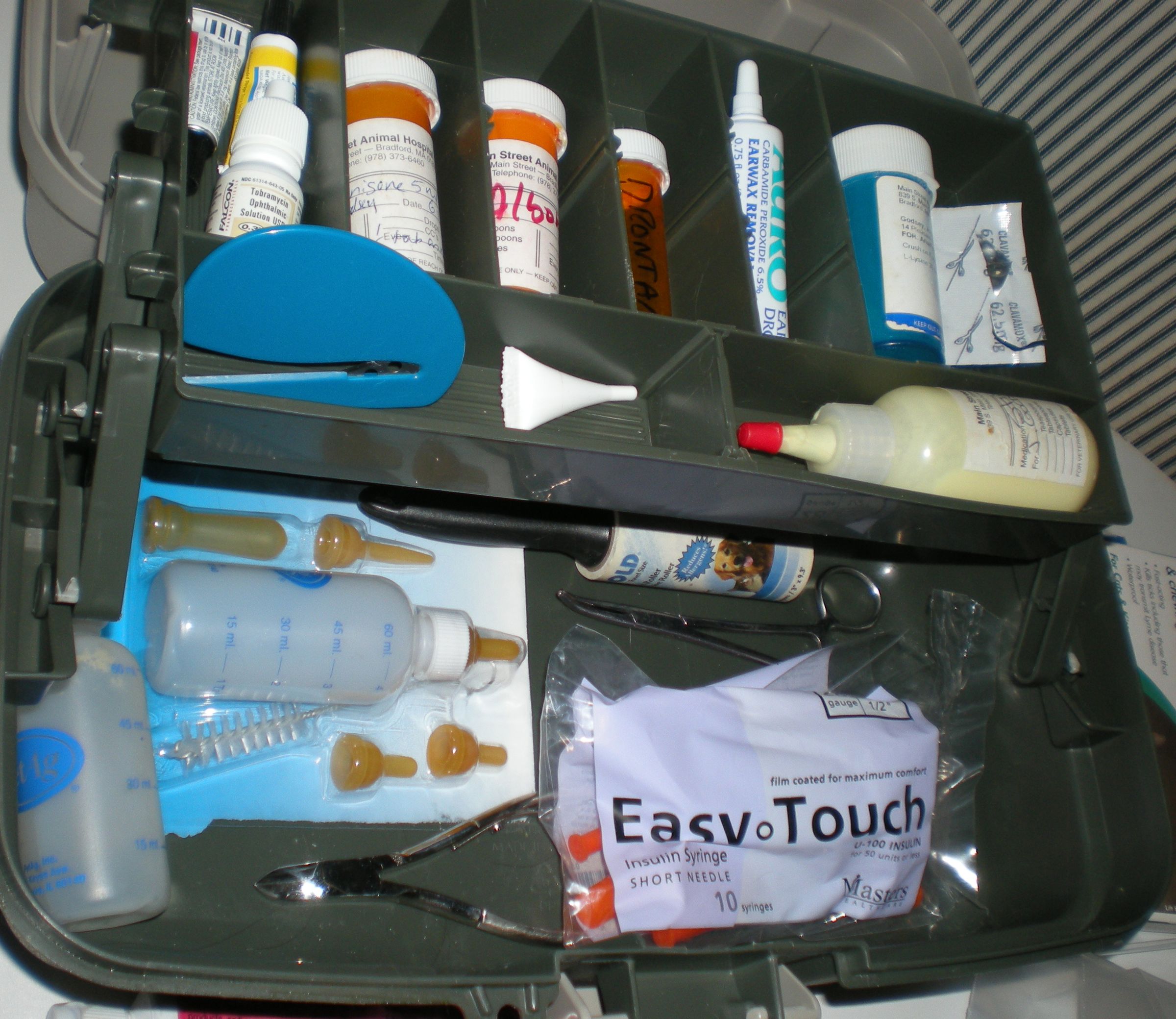 Pet Home Medical Kit or Animal Rescue Kit - Instructables