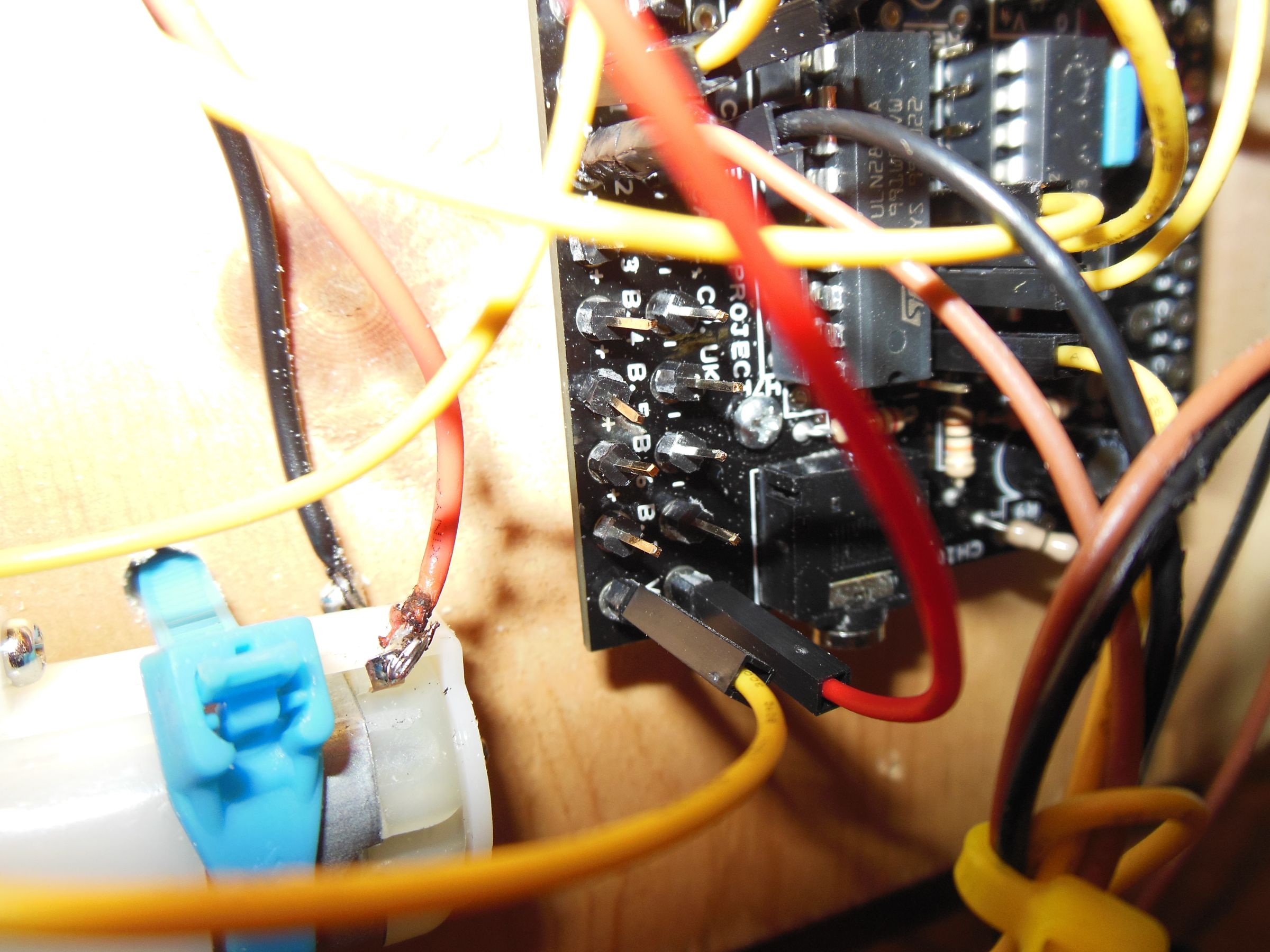 Valentine Robot Dispenses Candy Kisses Using Picaxe : 7 Steps ...