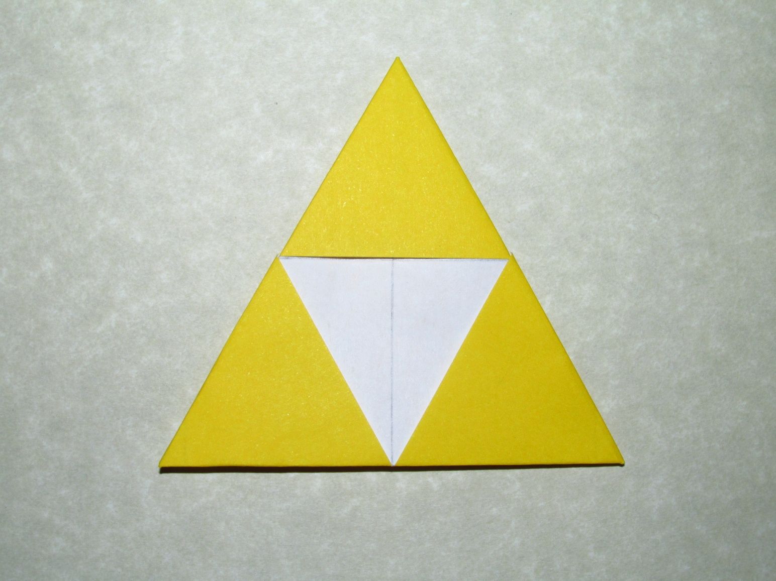 How to Fold an Origami Triforce From the Legend of Zelda : 6 Steps ...