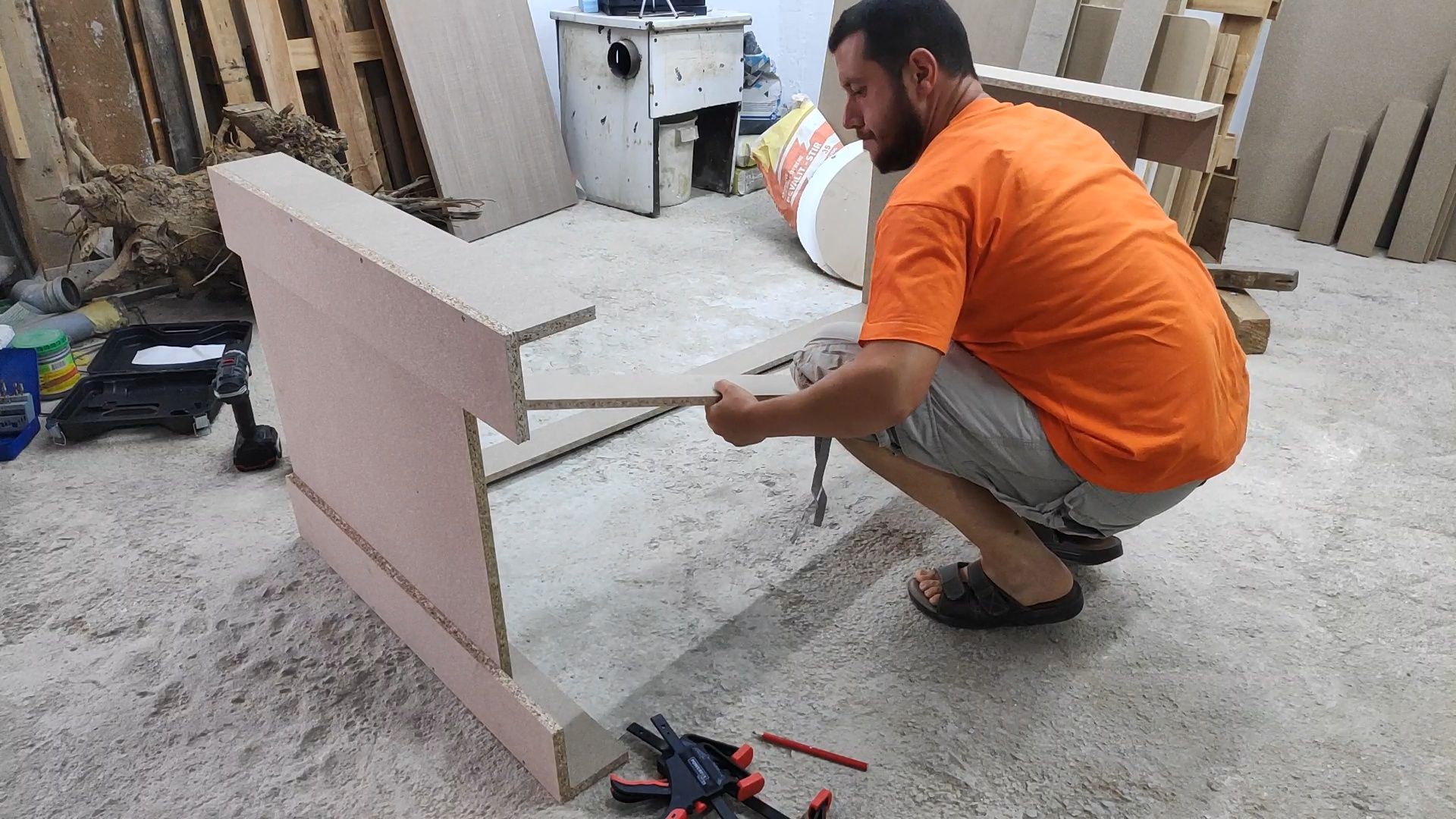 Less Than $50 Particleboard Workbench : 9 Steps (with Pictures ...