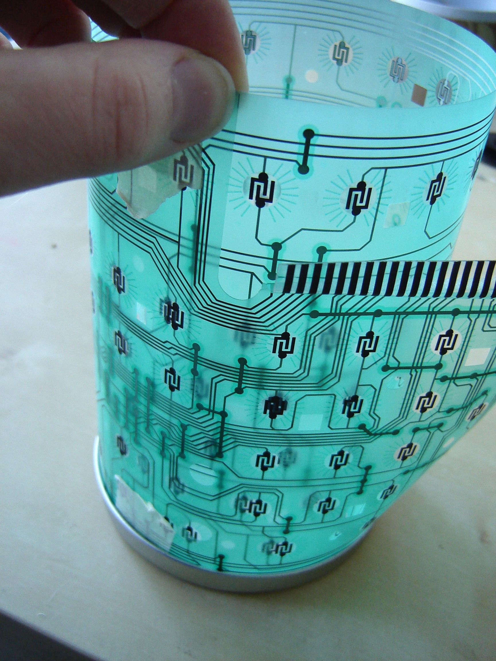 Keyboard Circuit Sheet Lampshade : 6 Steps (with Pictures) - Instructables