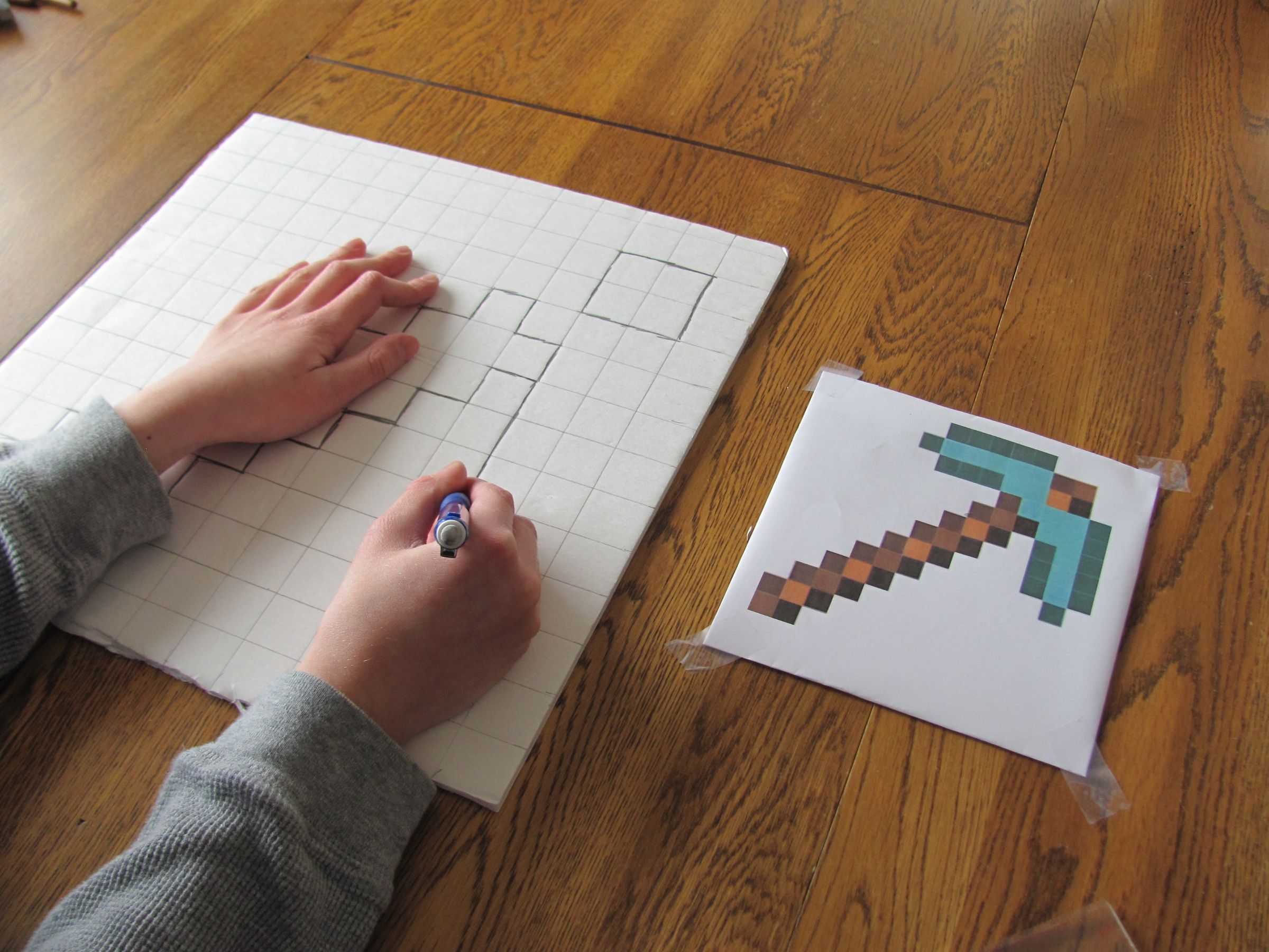 How to Make a Minecraft Diamond Pickaxe : 9 Steps (with Pictures ...