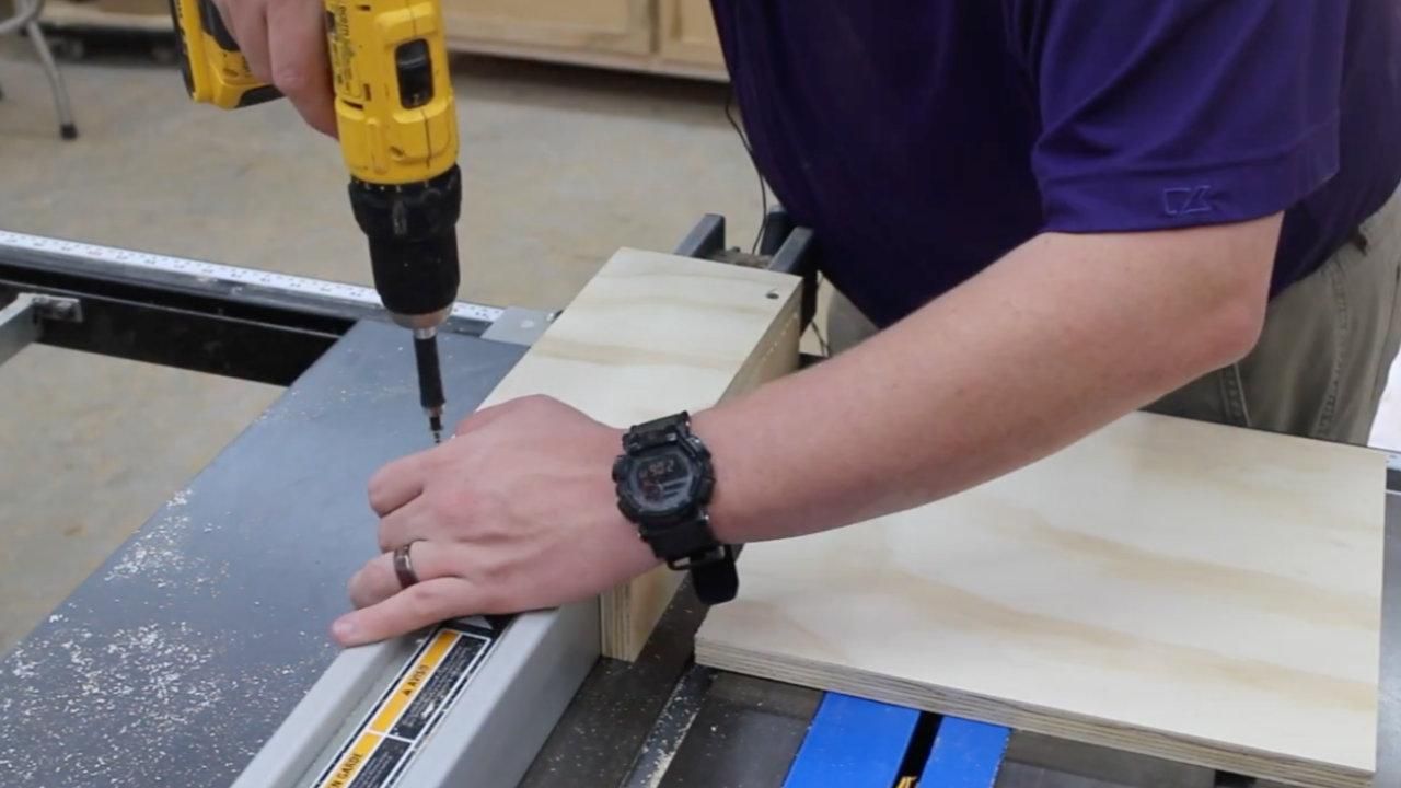 How to Make a Tenoning Jig | DIY Table Saw Jig : 5 Steps - Instructables
