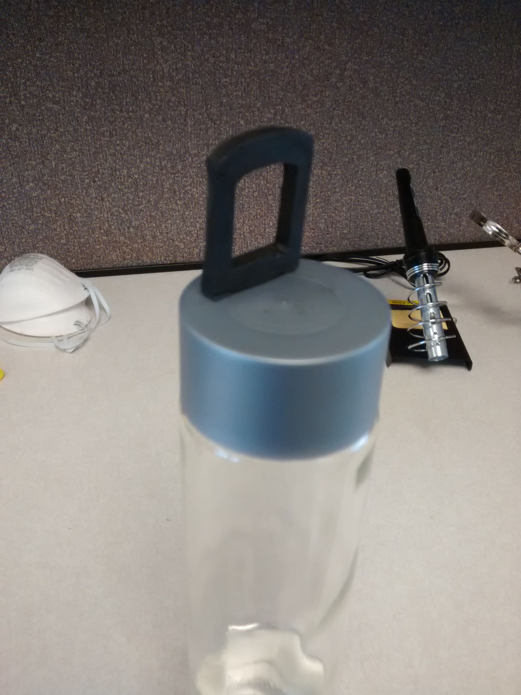 Sugru Thumb Loop for Bottle : 5 Steps (with Pictures) - Instructables
