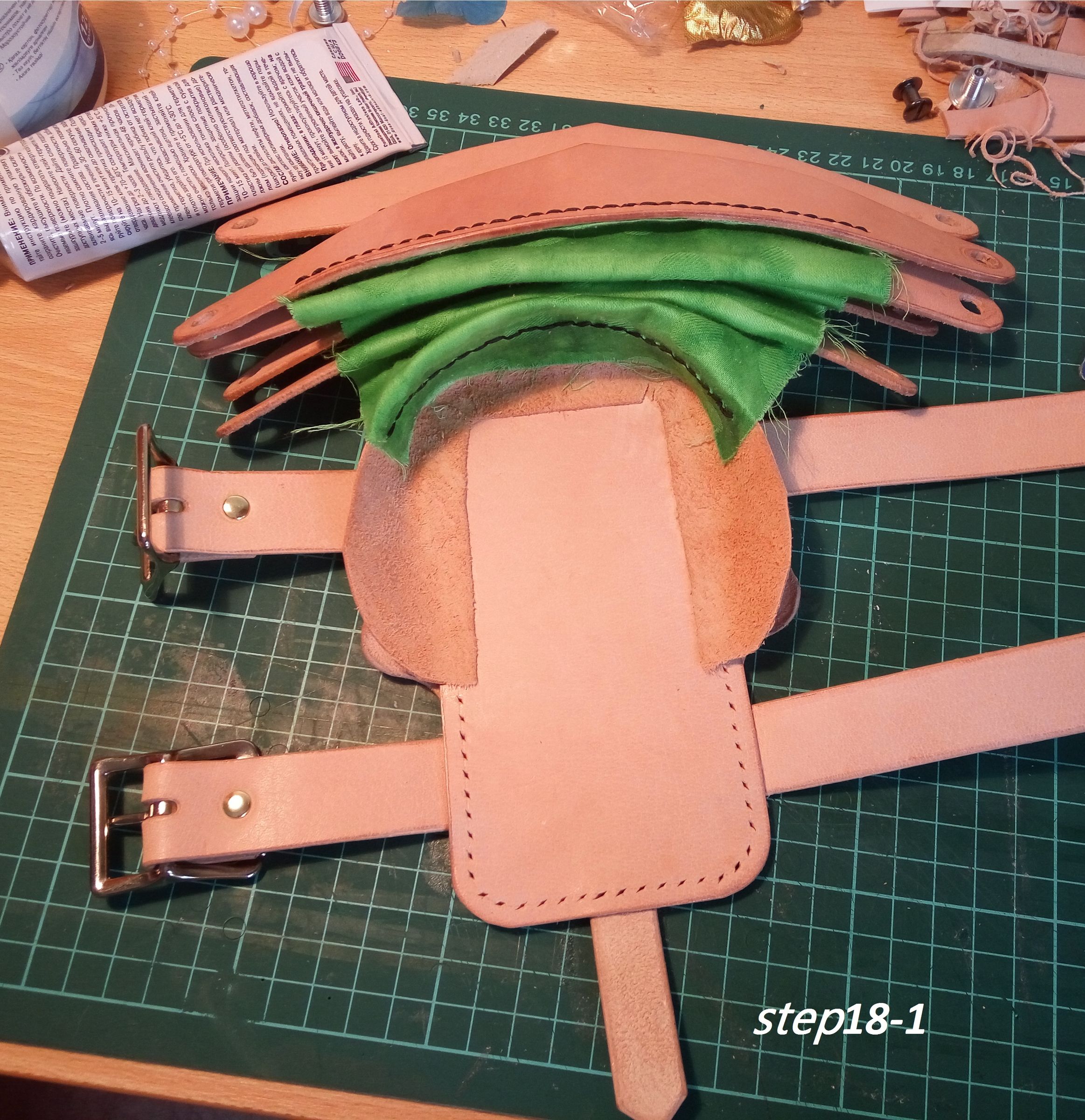 Armorshell Leather Pouch : 23 Steps (with Pictures) - Instructables