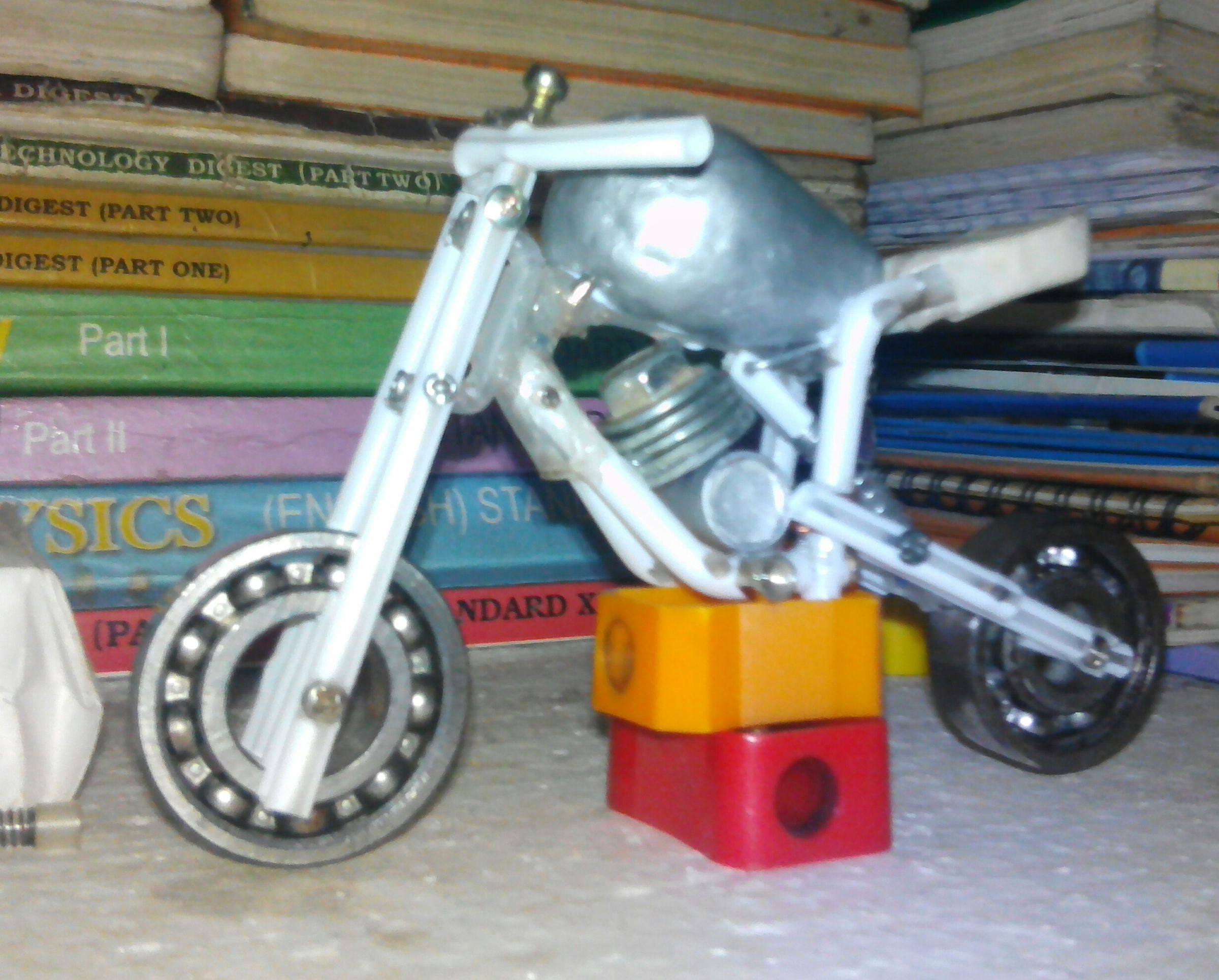 Homemade Tiny MotorBike Model : 8 Steps - Instructables