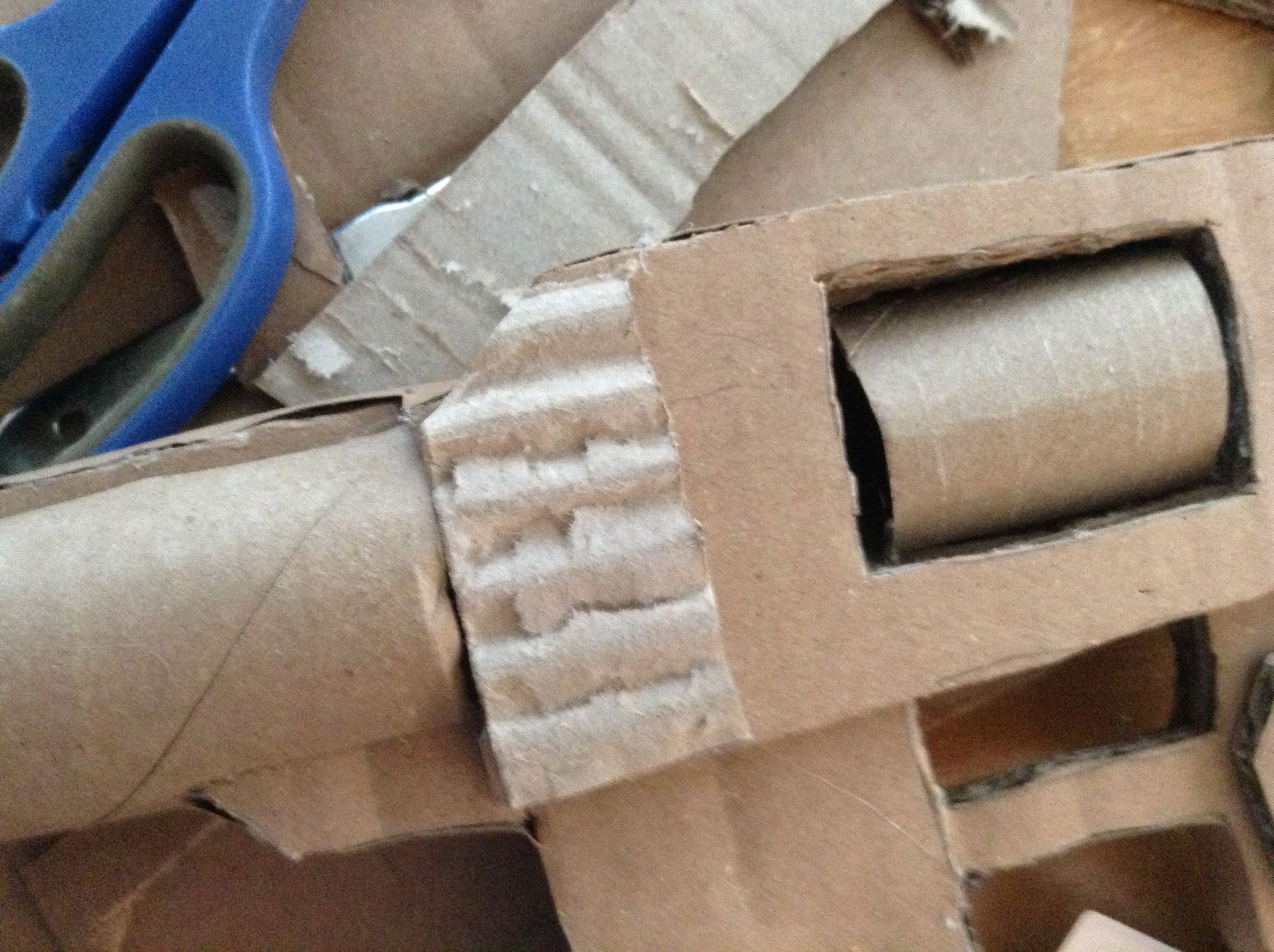3D Cardboard Gun Model : 10 Steps (with Pictures) - Instructables