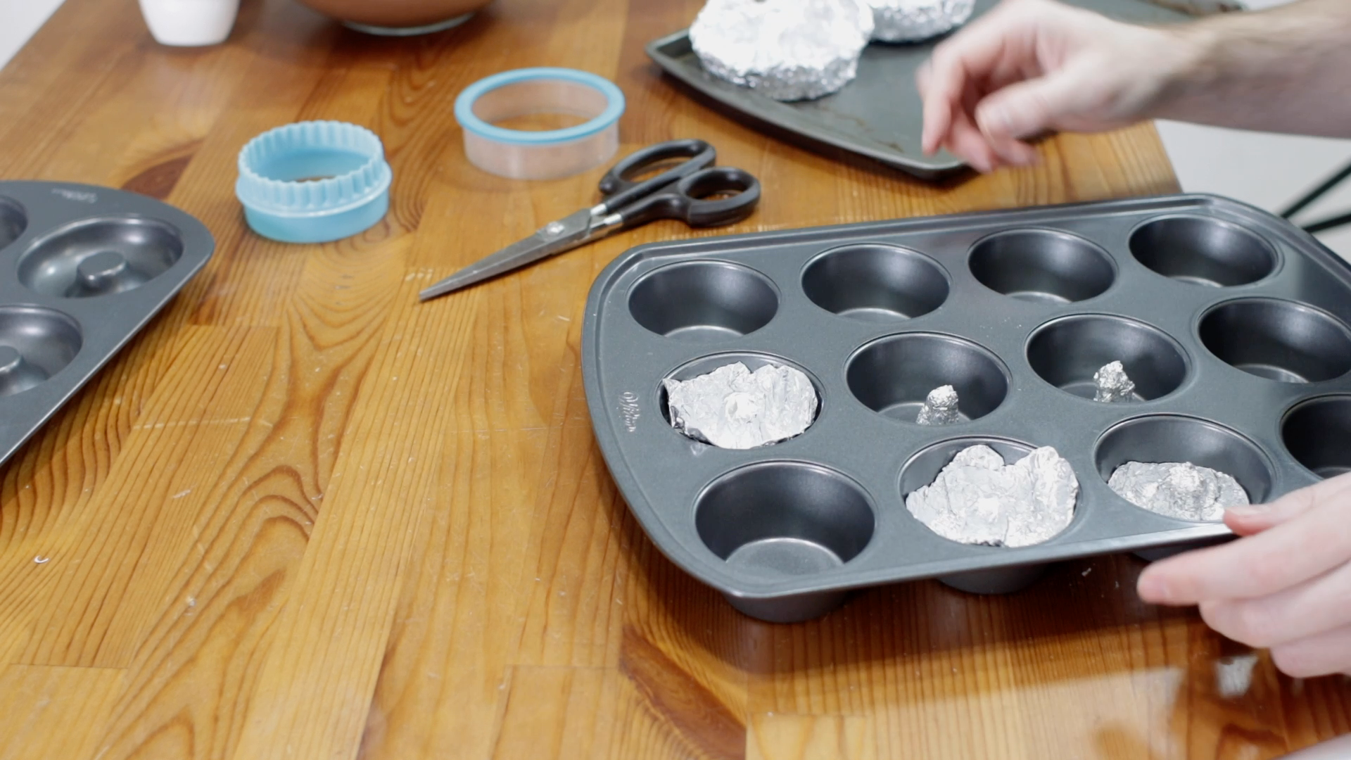 Homemade Donut Pan/Tray : 12 Steps (with Pictures) - Instructables