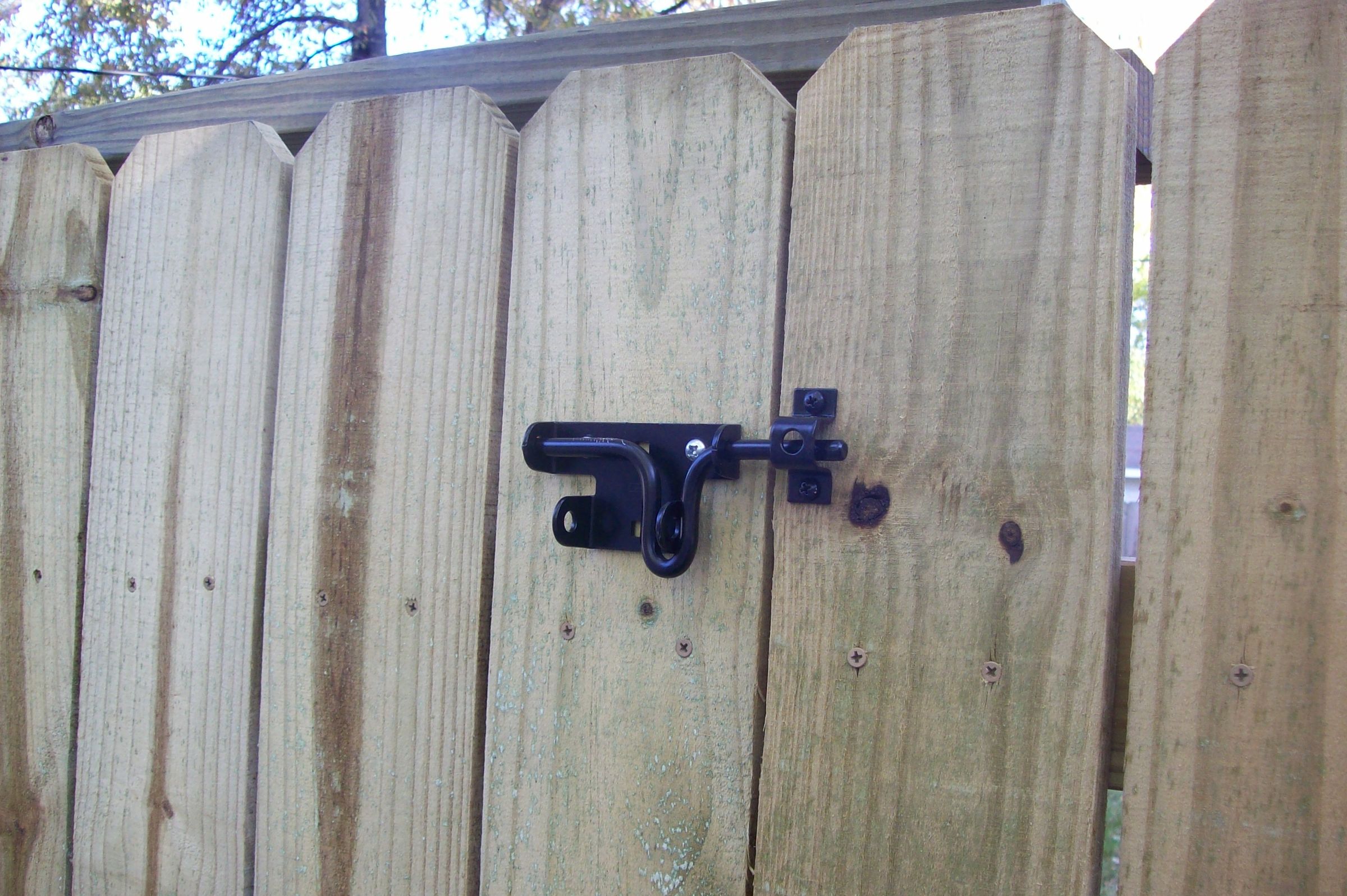 Building a Fence Gate : 6 Steps (with Pictures) - Instructables