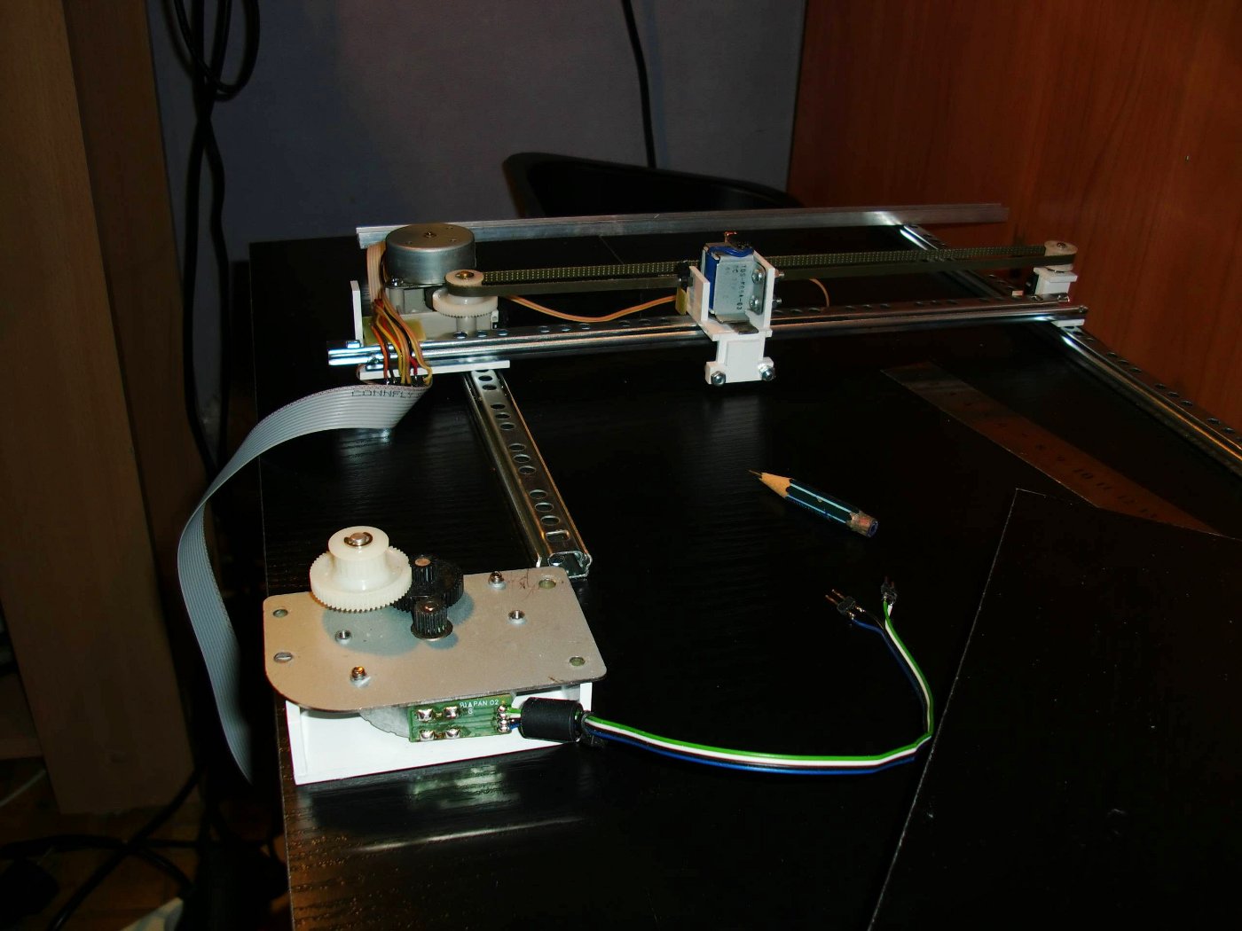 Cheap, Nice and Weird A4 Graph Plotter ($25 + Some Scrap) : 9 Steps ...