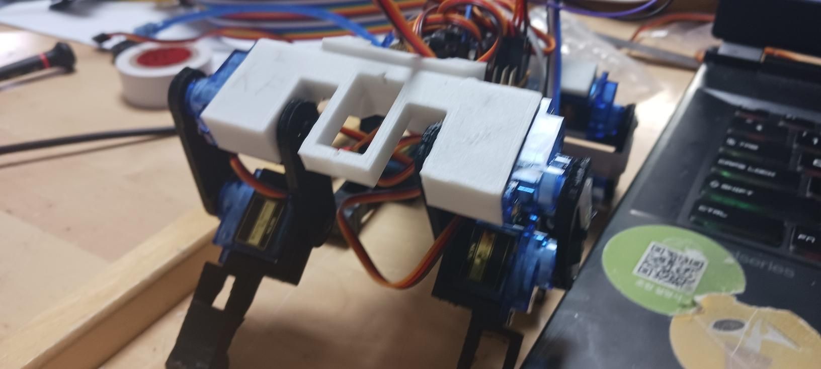 Walking on Four Legs : 4 Steps - Instructables