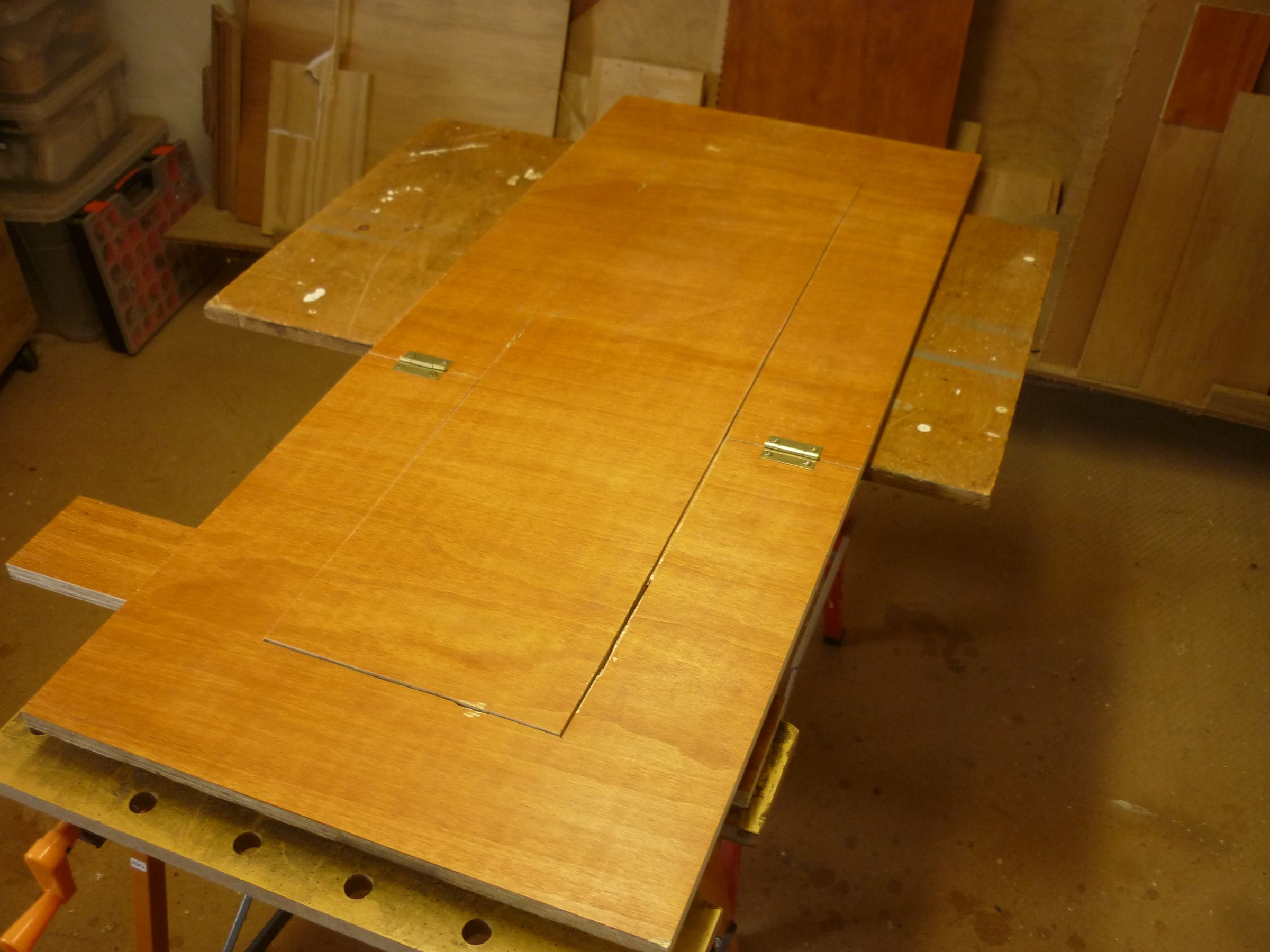 Collapsible Z-Shaped Side Table : 7 Steps (with Pictures) - Instructables