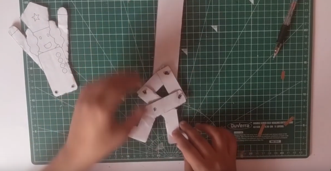 Cardboard Dancing Puppet Animation : 7 Steps - Instructables