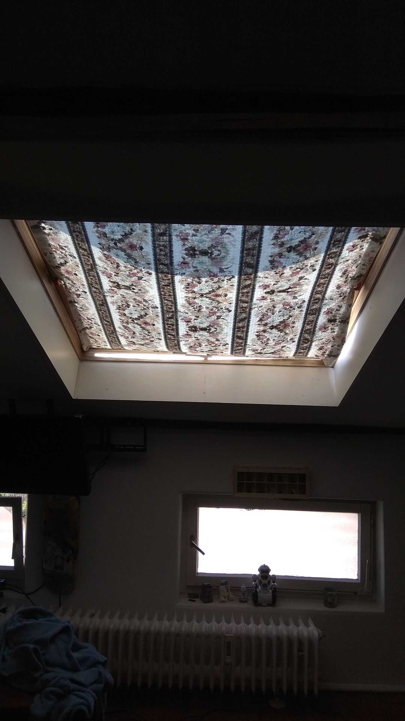 Easy Roof Window Curtain With Lego : 3 Steps - Instructables