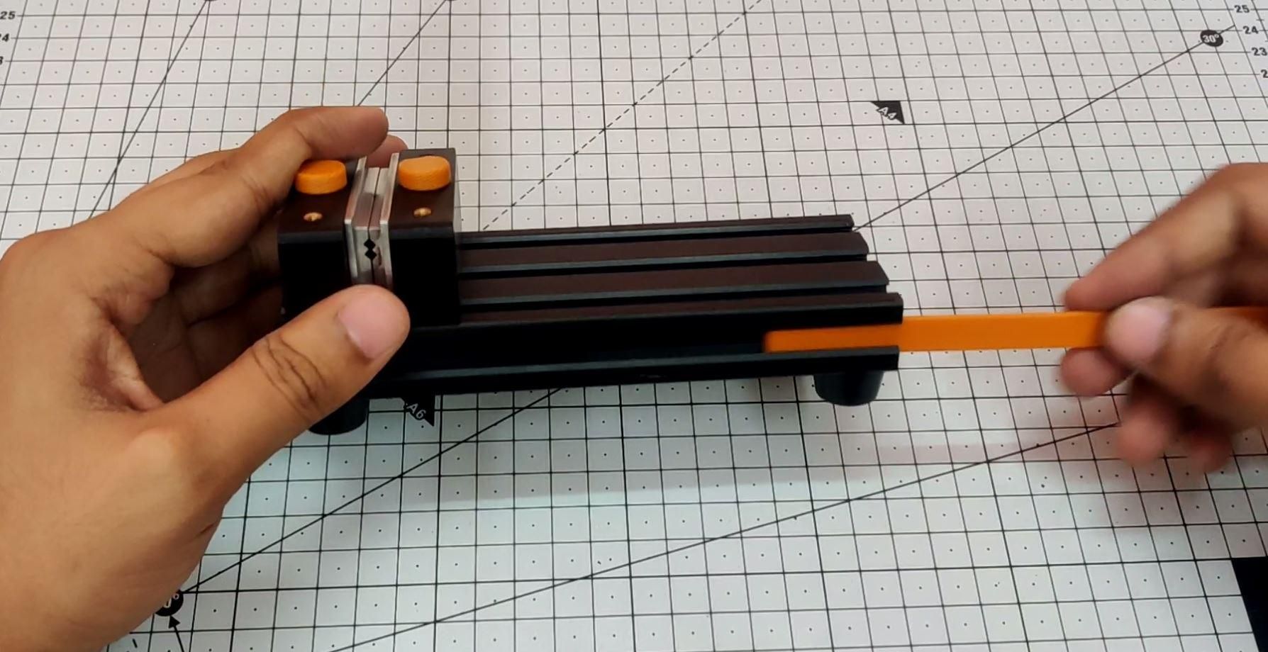 PCB Bench Vise From Aluminum Extrusion Profile : 8 Steps (with Pictures ...