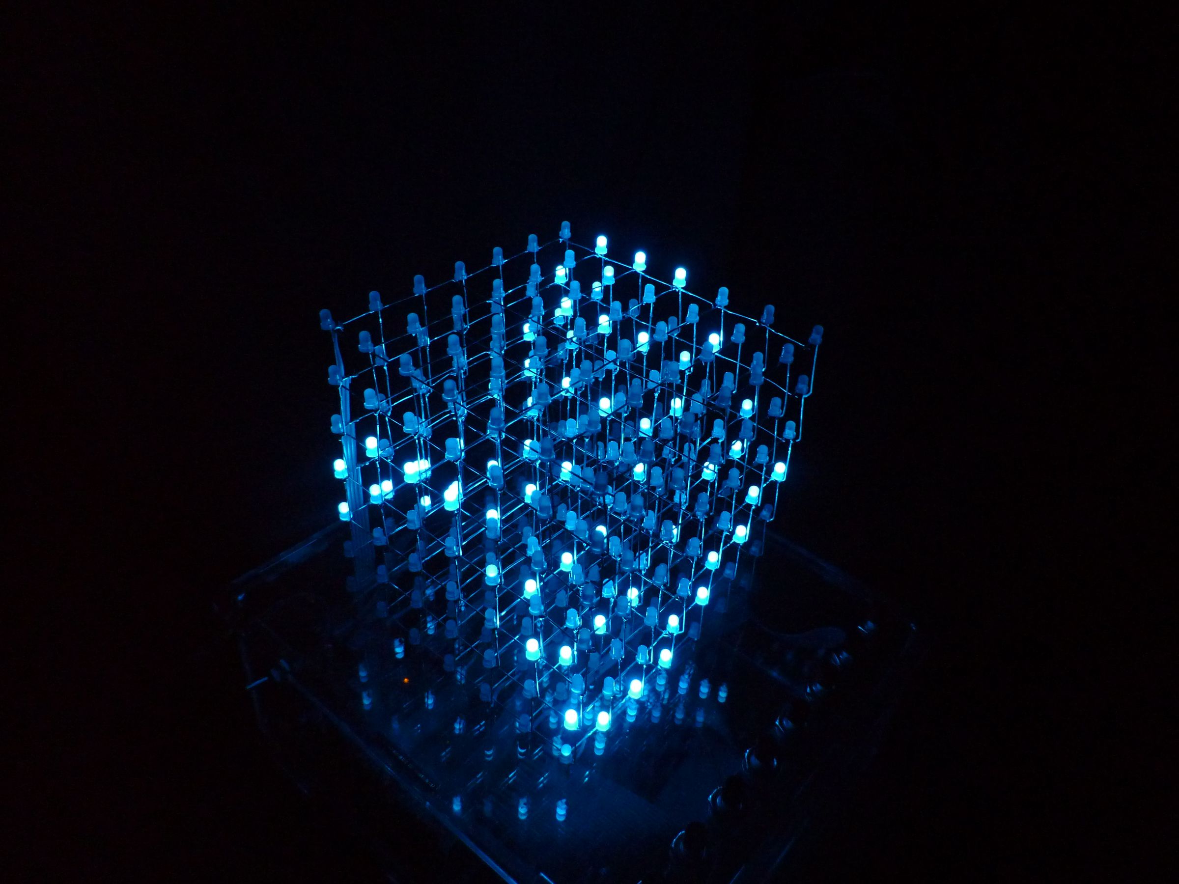 Self-Contained 7x7x7 LED Cube : 26 Steps (with Pictures) - Instructables