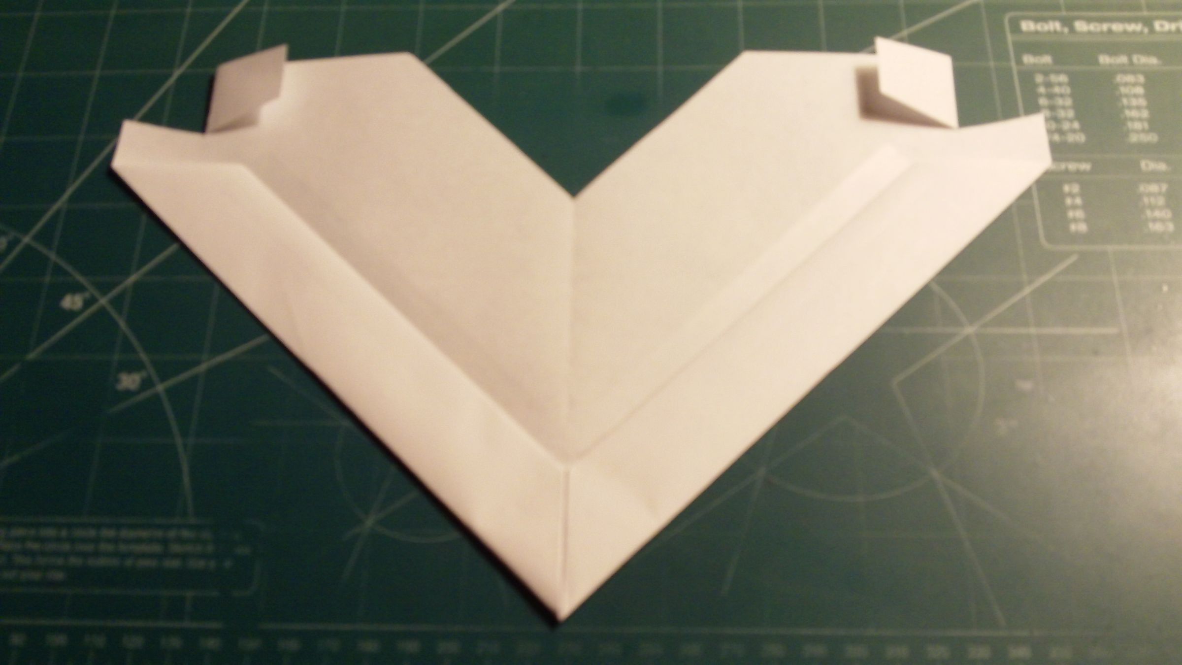 How to Make the Simple Omniwing Paper Airplane : 6 Steps - Instructables