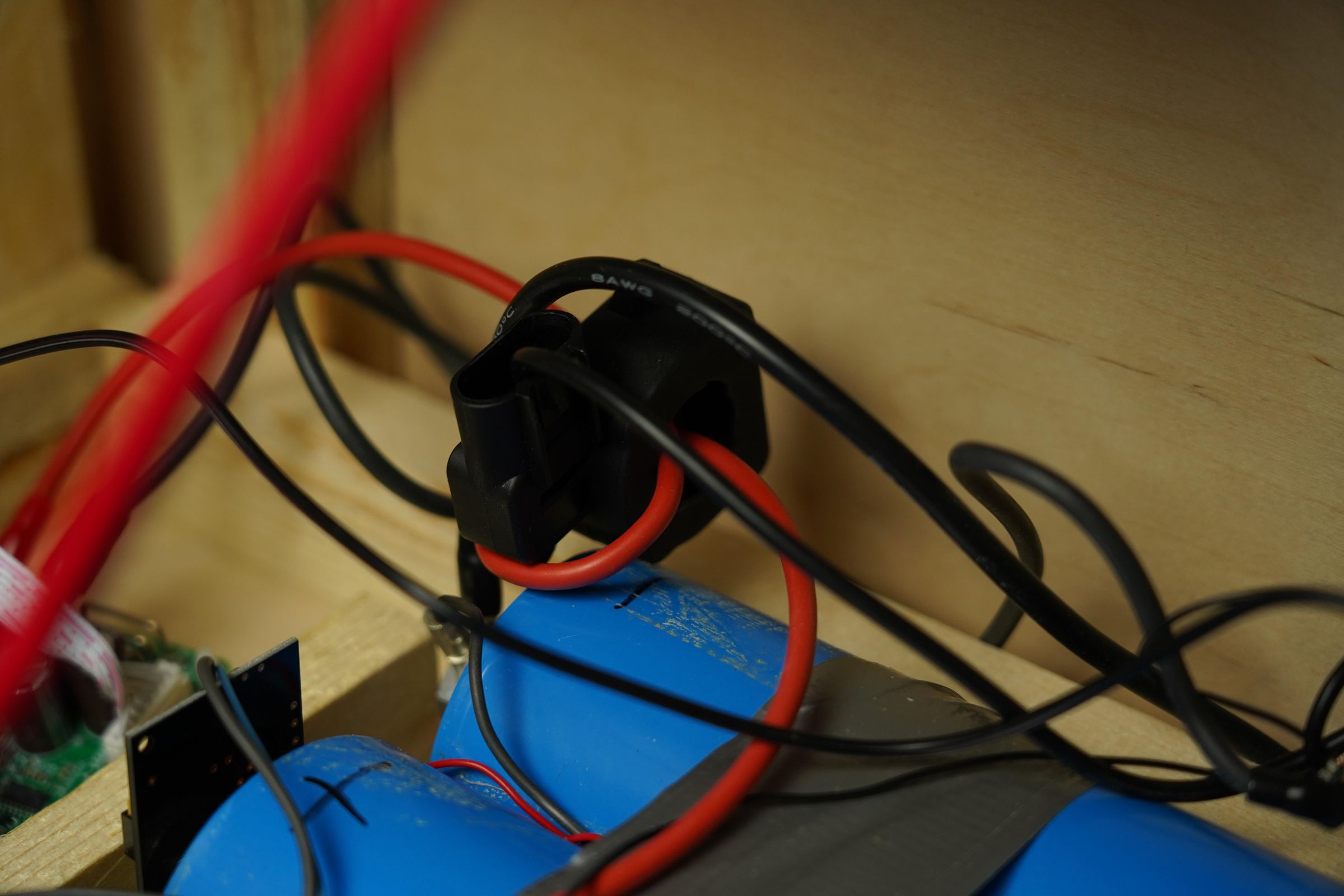 DIY Portable Power Station : 4 Steps - Instructables