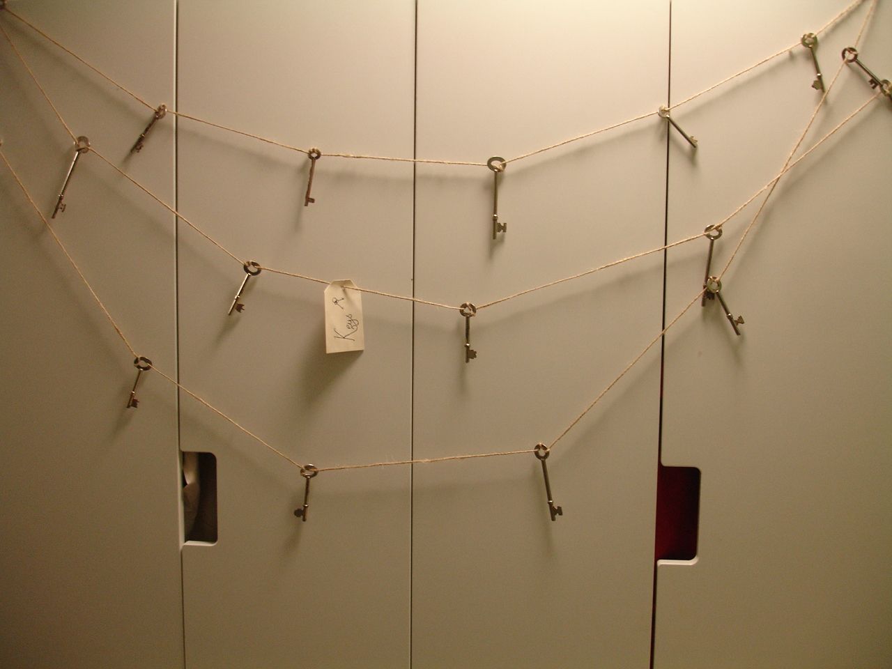 Vintage Old Key Bunting : 7 Steps - Instructables