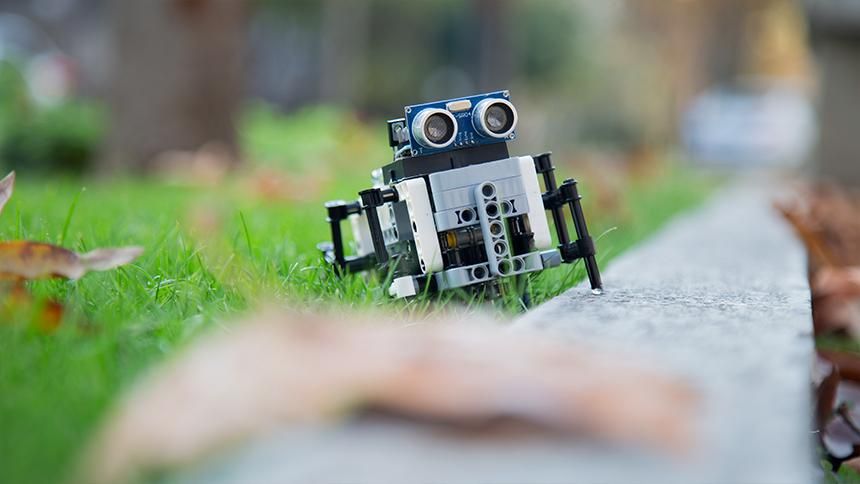 A DIY Quadruped Robot With Arduino, 3D Printed, and Lego-compatible ...