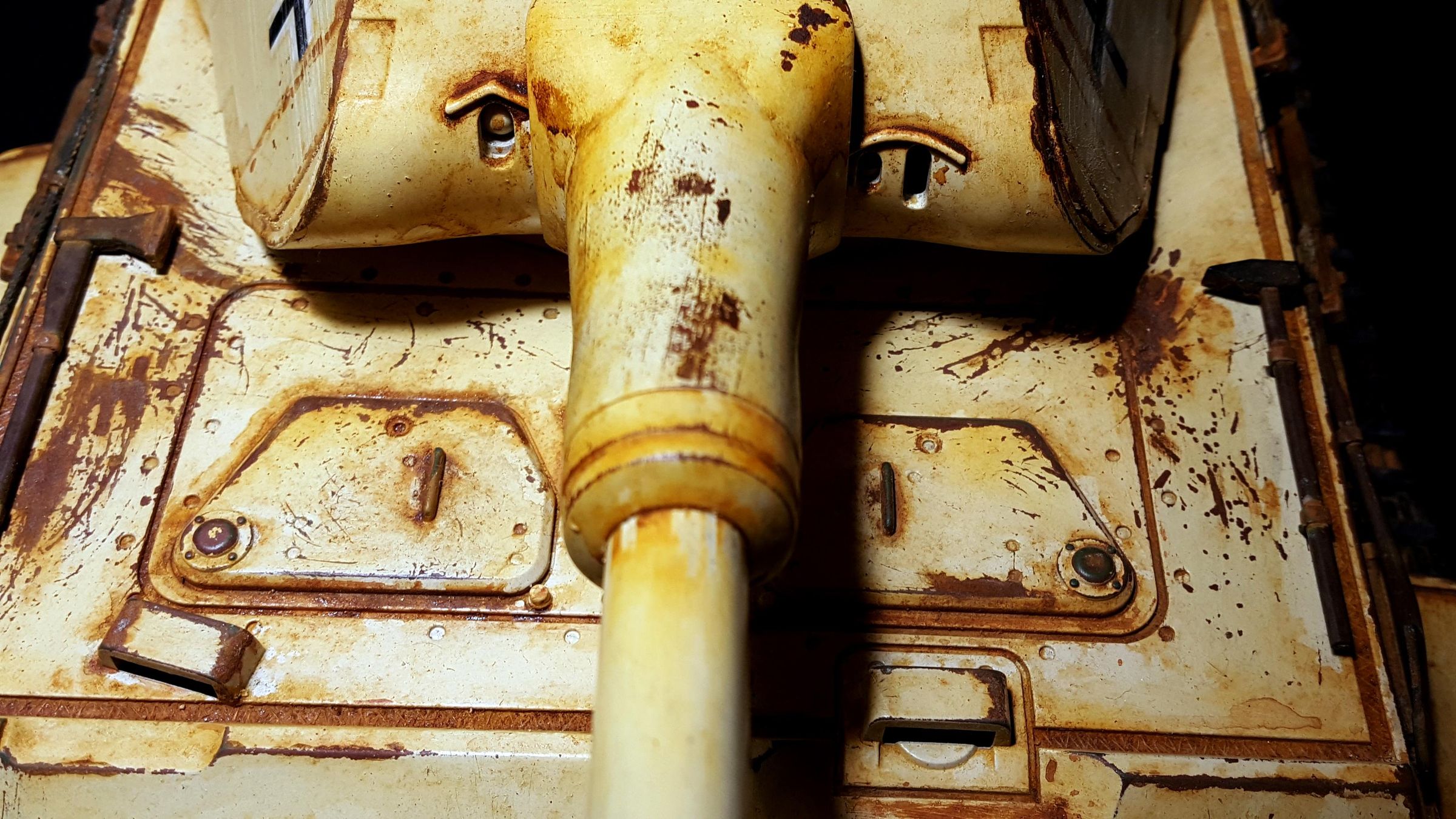 Weathering King Tiger Rc Tank : 5 Steps - Instructables