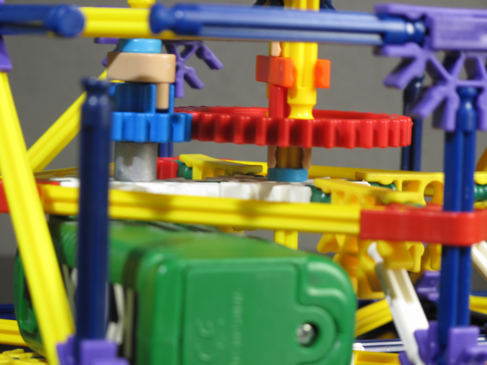 Knex Inverted Helix Lift V2 : 12 Steps - Instructables