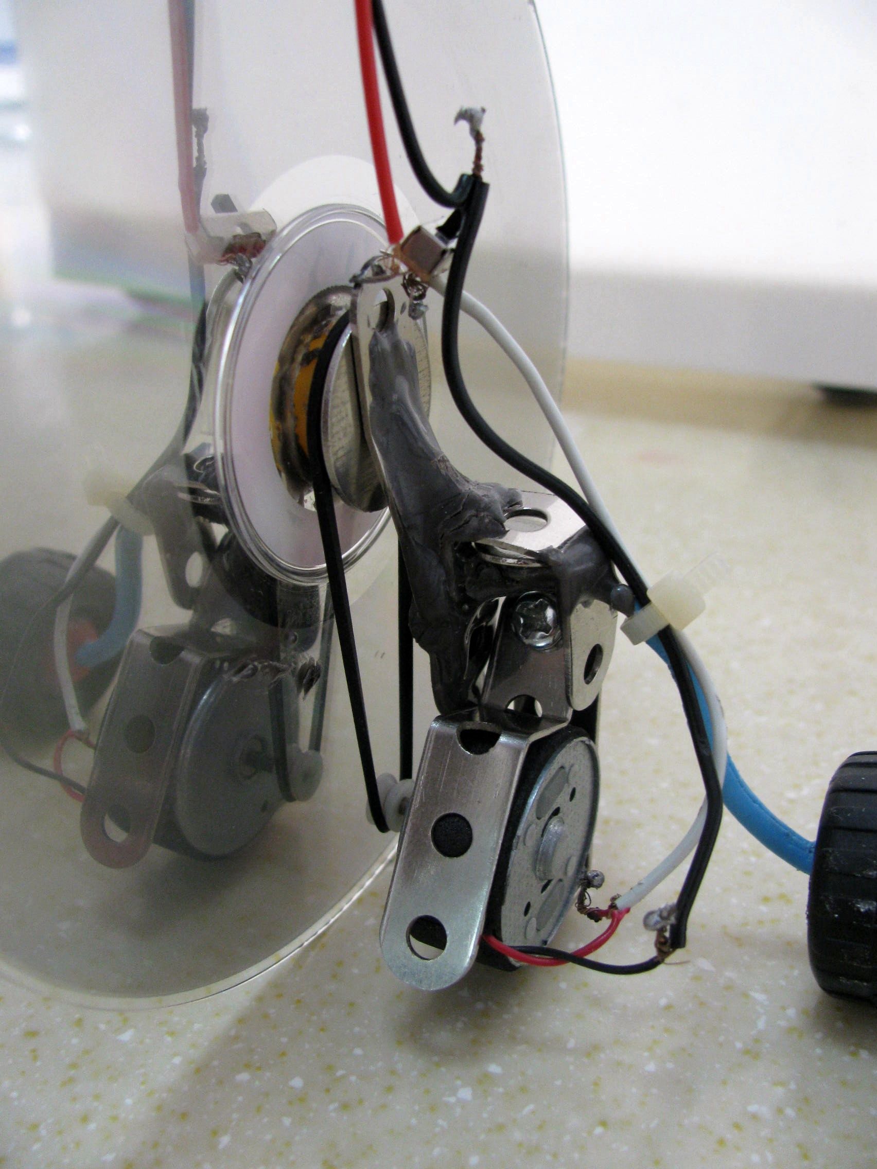 Motorized Uniwheel Toy Thing (Mutt) (with Pictures) - Instructables