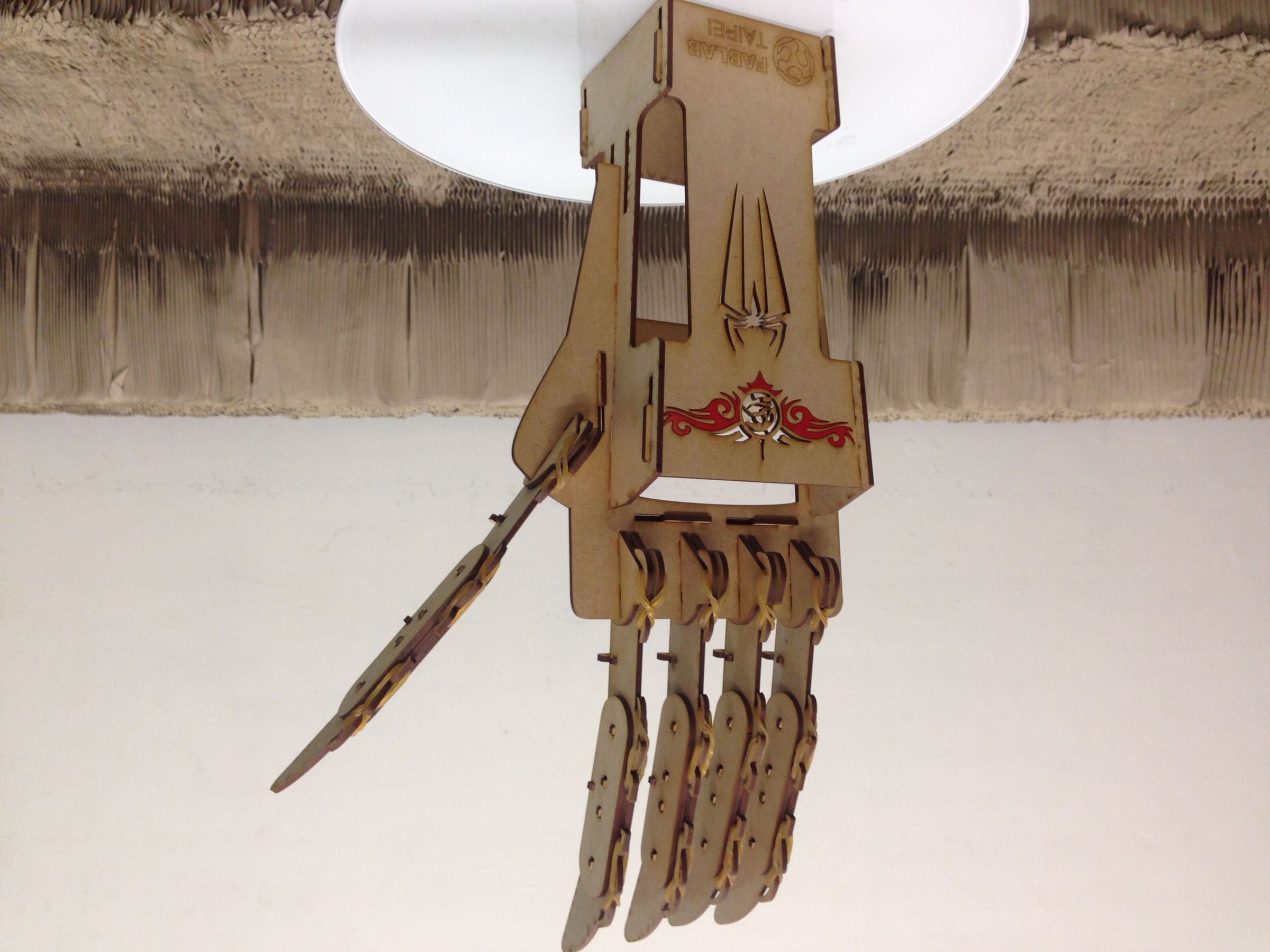 Laser-cut Mechanical Claw : 6 Steps (with Pictures) - Instructables