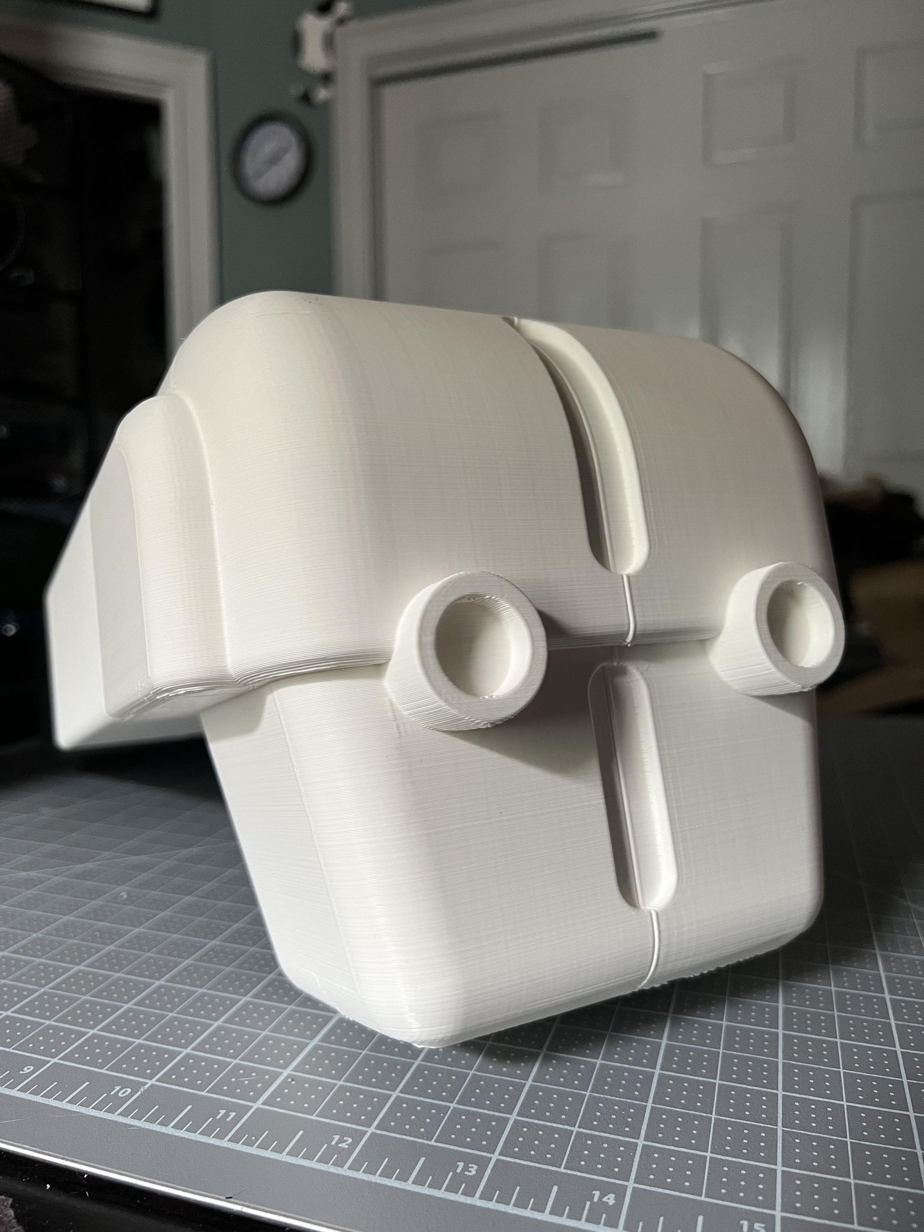 Making Life-size Todo 360! (Cad Bane's Droid - Star Wars) : 3 Steps (with Pictures) - Instructables