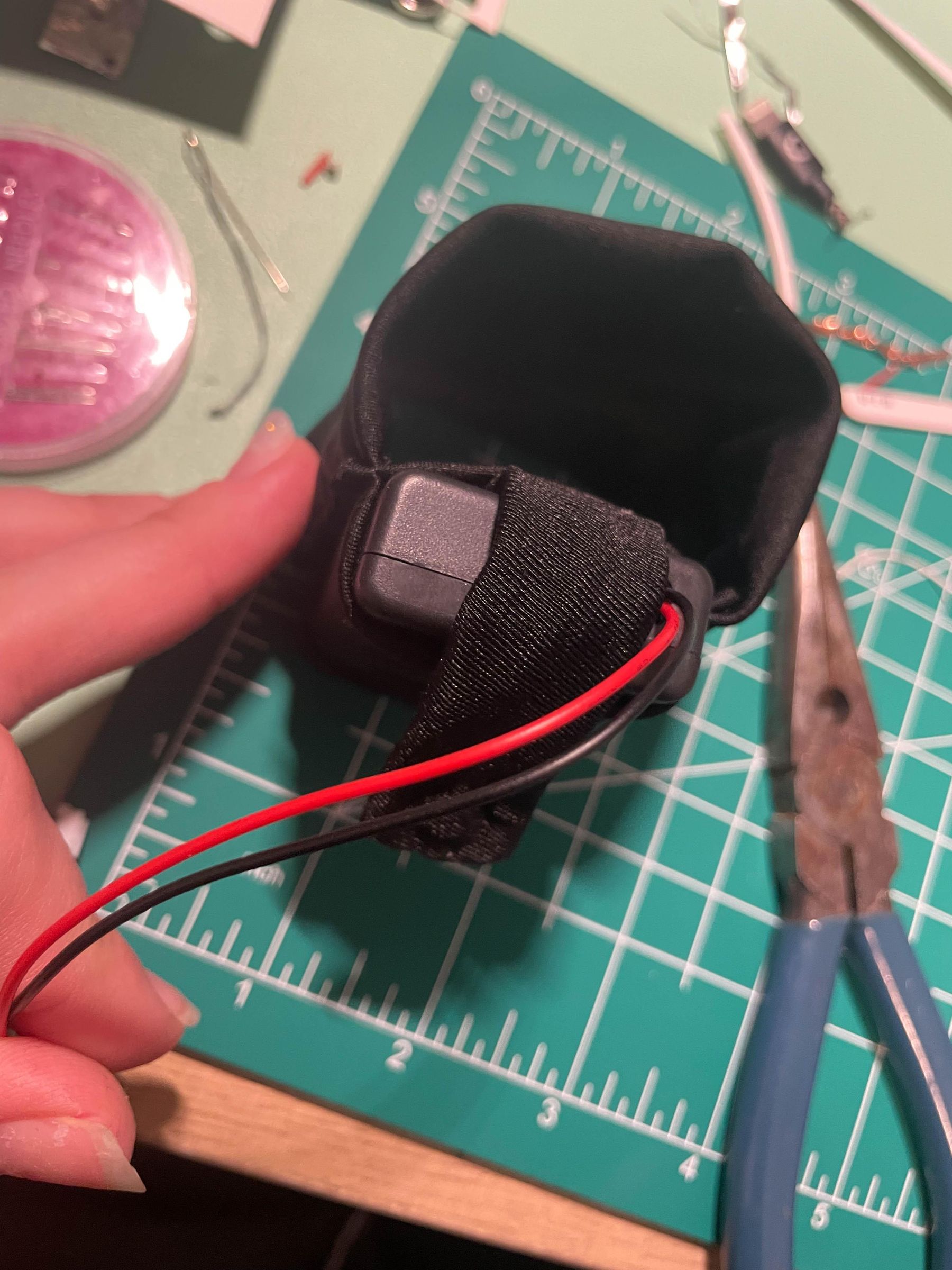 Half-Life Alyx Inspired Ammo Counter Glove for Nerf Gun Wars : 11 Steps ...