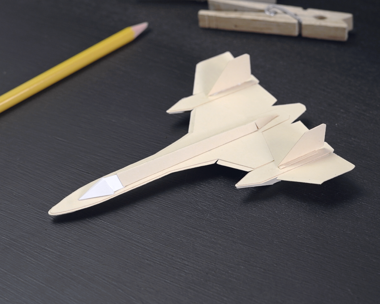 Card Stock Spy Plane Glider : 7 Steps (with Pictures) - Instructables