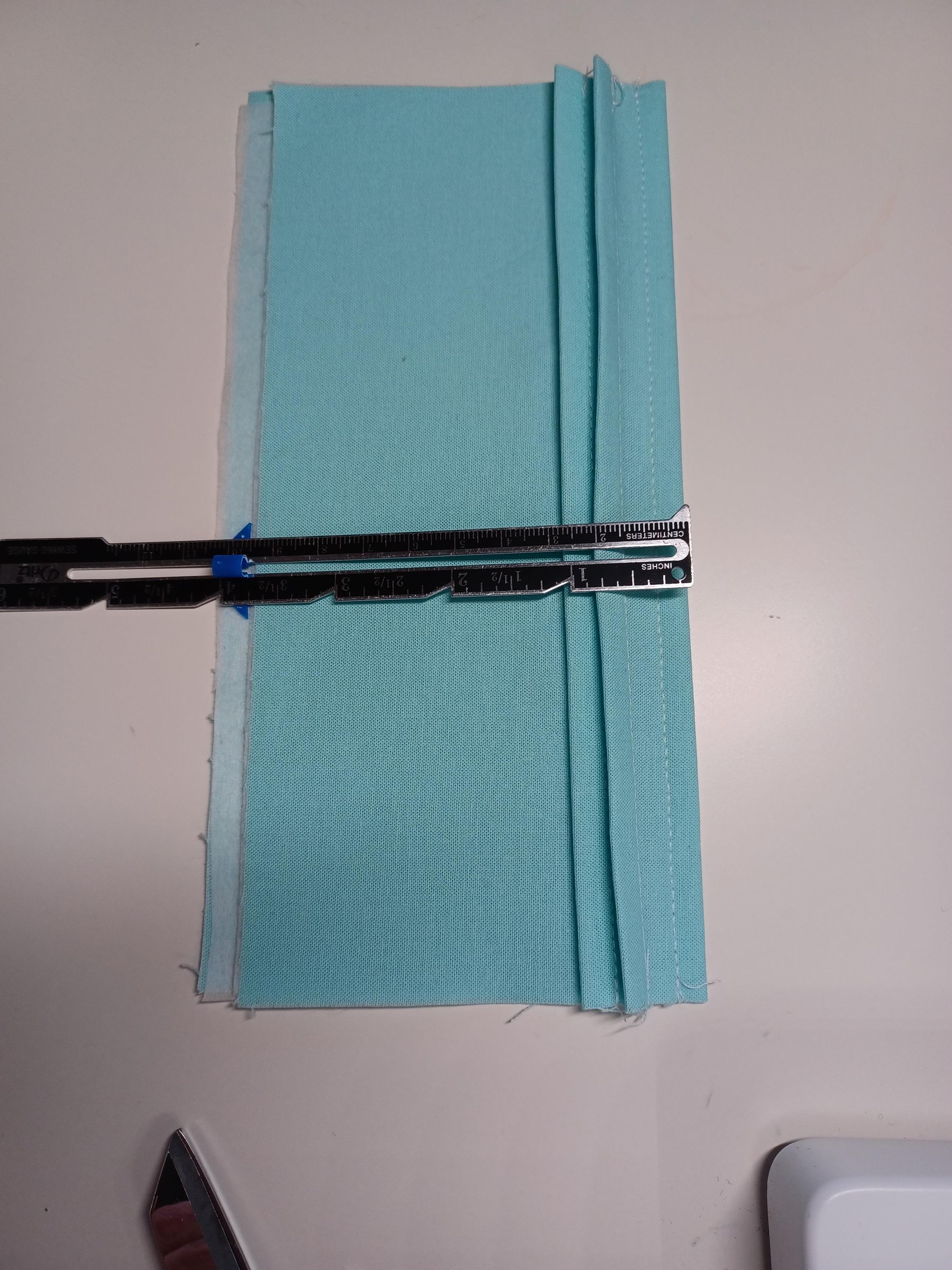 Zipper Bag With Fabric Tucks and Embroidery : 9 Steps - Instructables